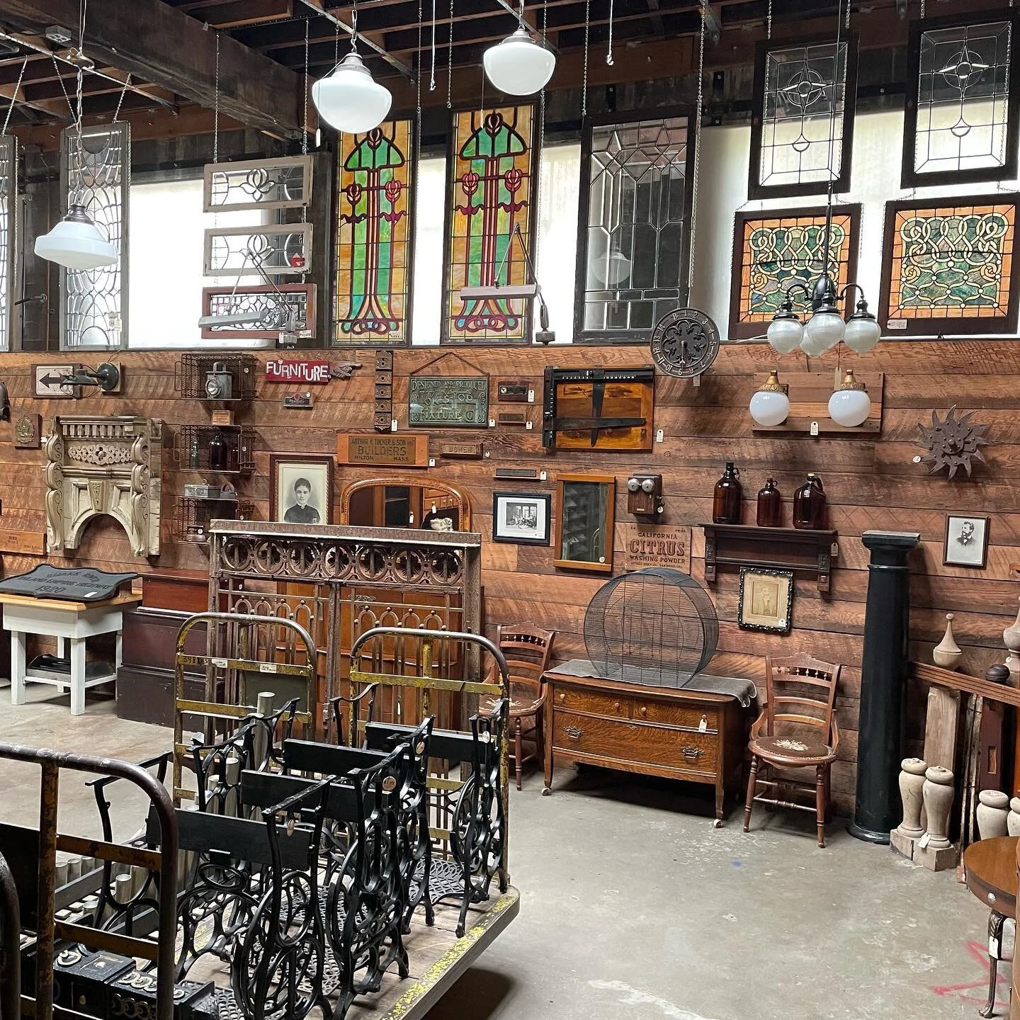 Antique Store - Portland - Old Portland Hardware & Architectural