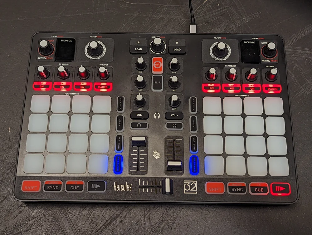 Hercules P32 DJ VDMX Template — VDMX - MAC VJ SOFTWARE