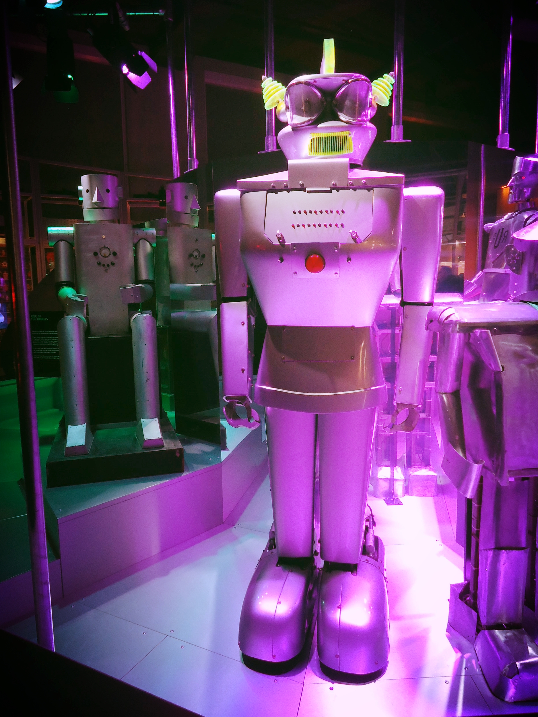 Robots Exhibition at the Science Museum Astonishes