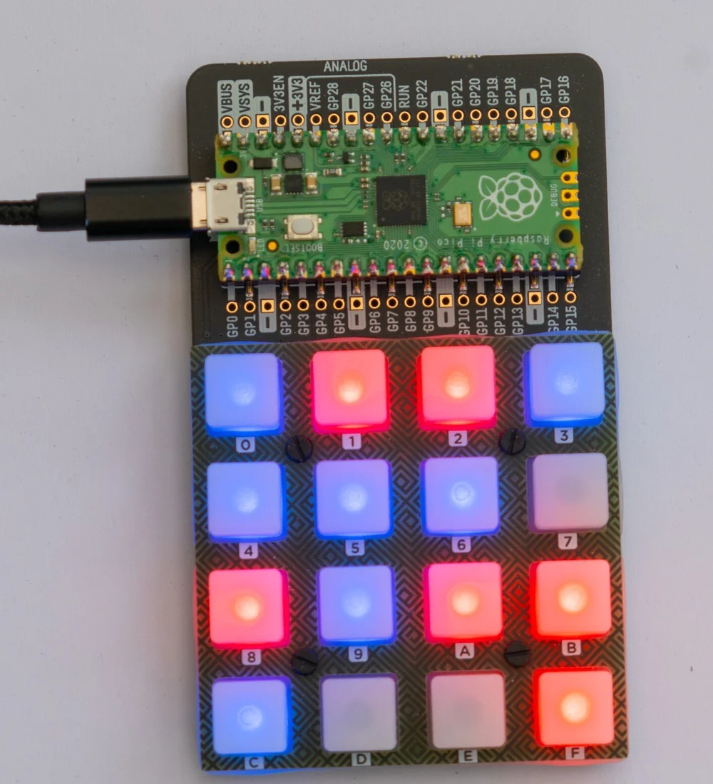 PICO RGB Two button game — robmiles.com