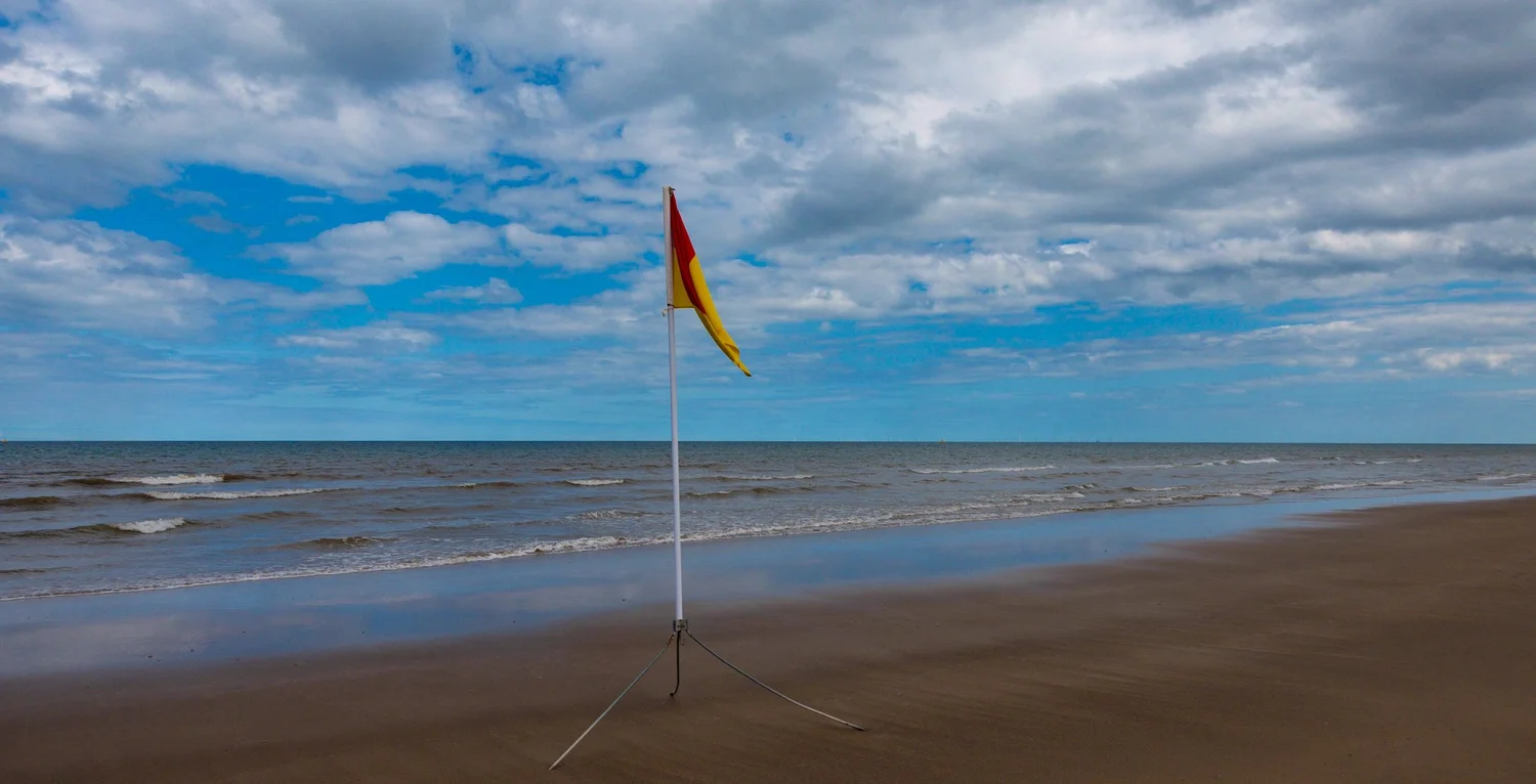 Begin to Code: Building Applications and Games with the Cloud - free to read — robmiles.com