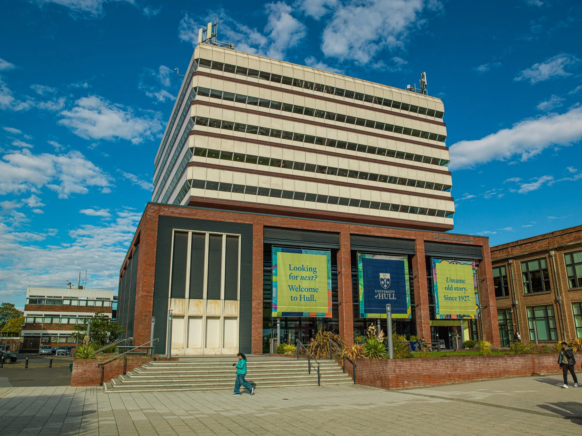 Hull University in Looking Awesome Shock — robmiles.com