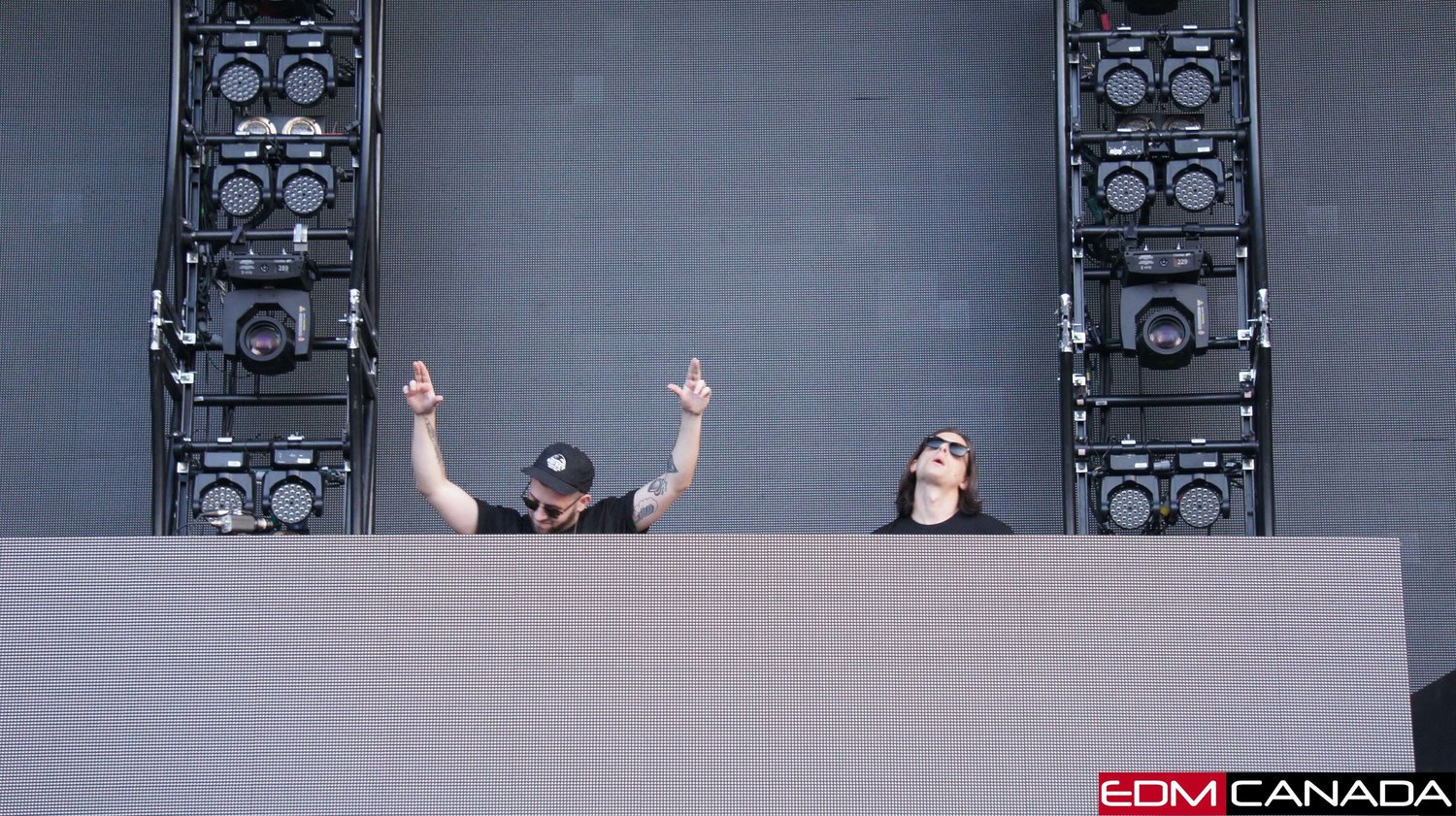 The first stop of the Full Flex Express at Ottawa's Bluesfest was a ...