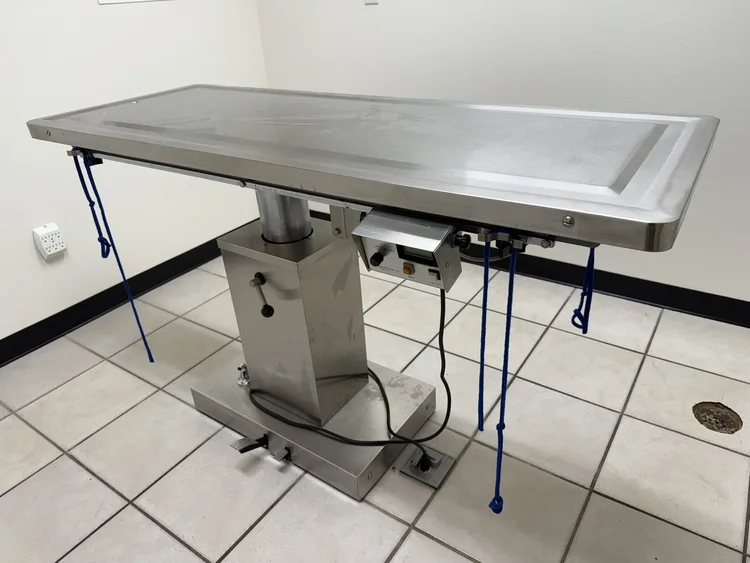 PRICE DROP !! Suburban Surgical Surgery Table - Pick up only in Tacoma ...