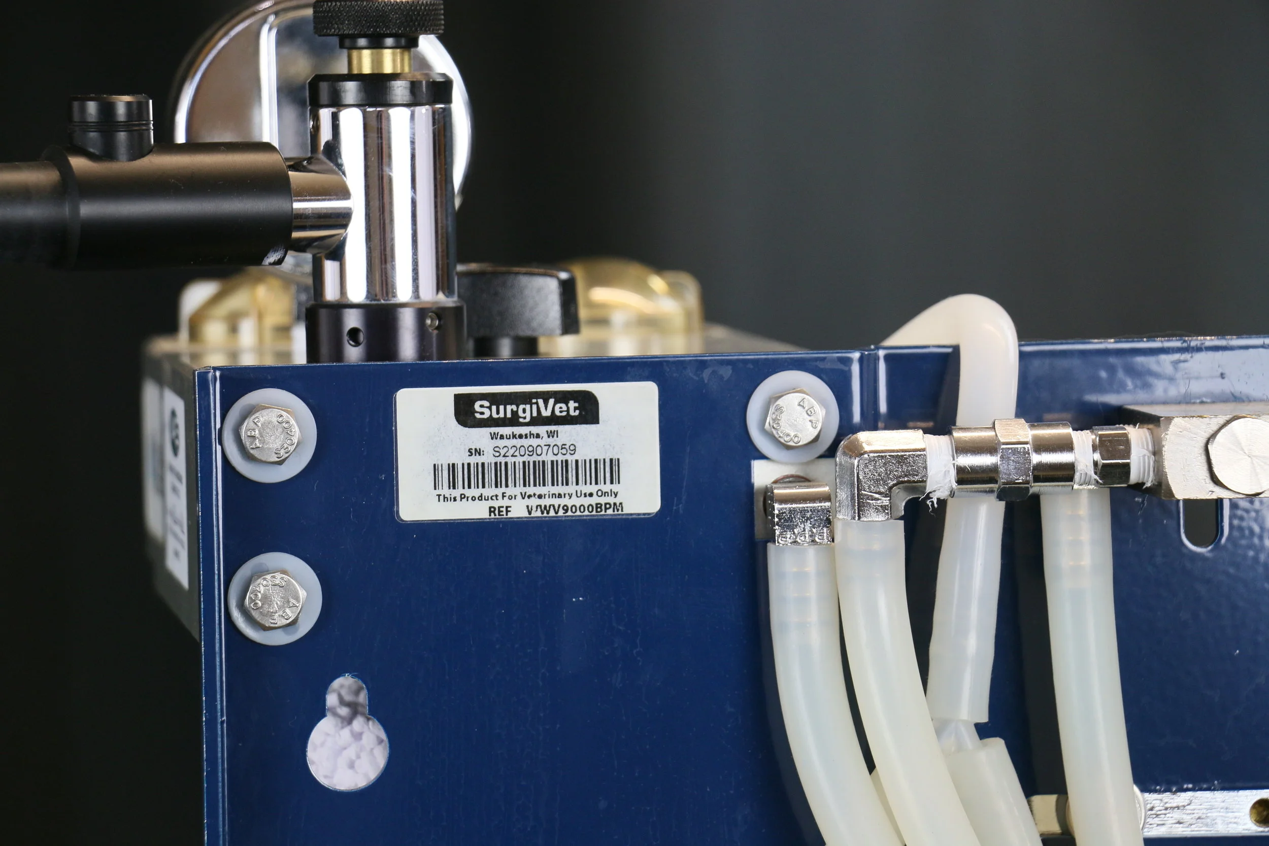 sold $2700.00 SurgiVet Veterinary Anesthesia System. Includes Cart, and ...