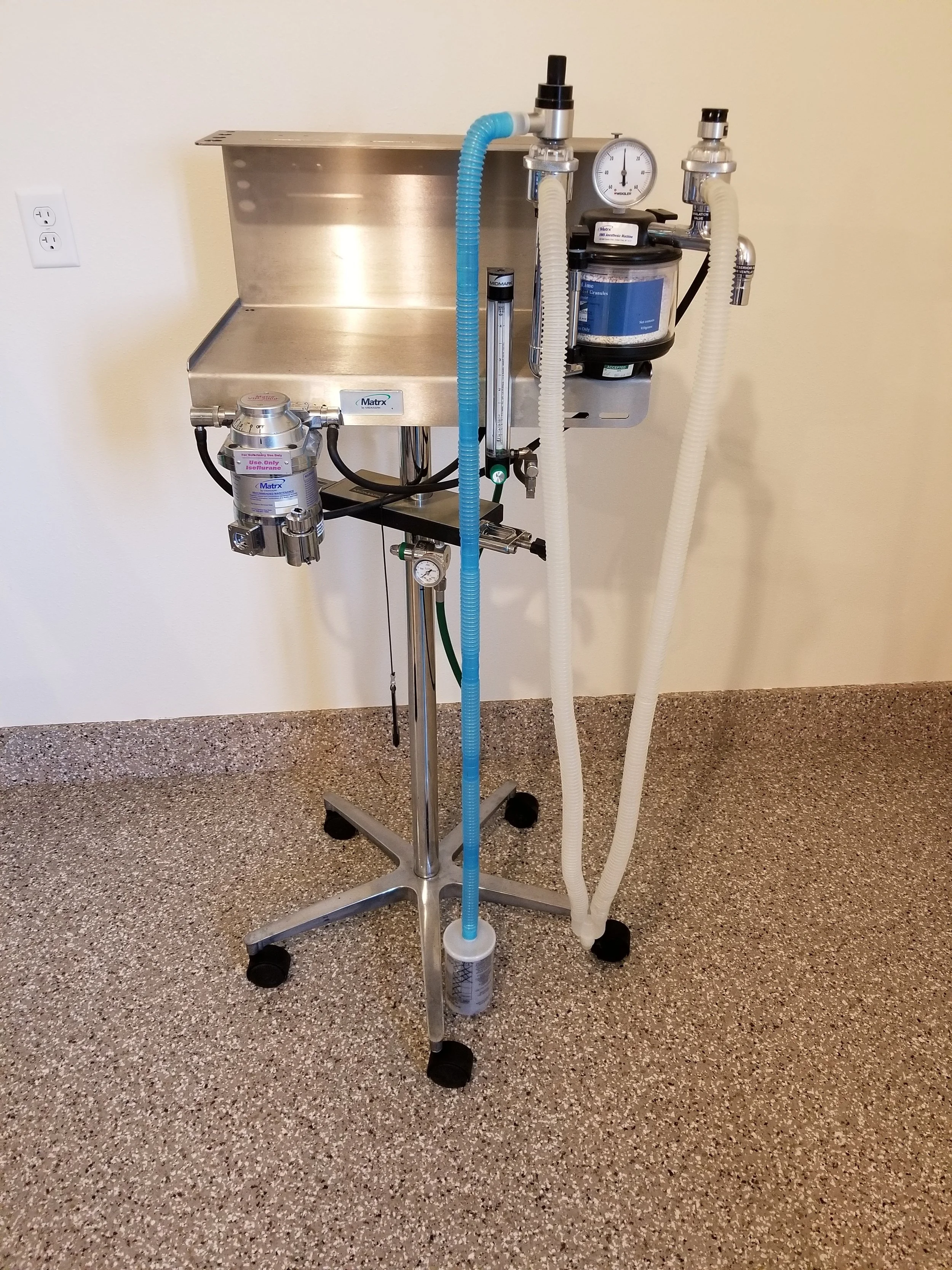 SOLD $1000 SOLD Matrx vms plus Anesthesia Machine in WI — Used Vet ...