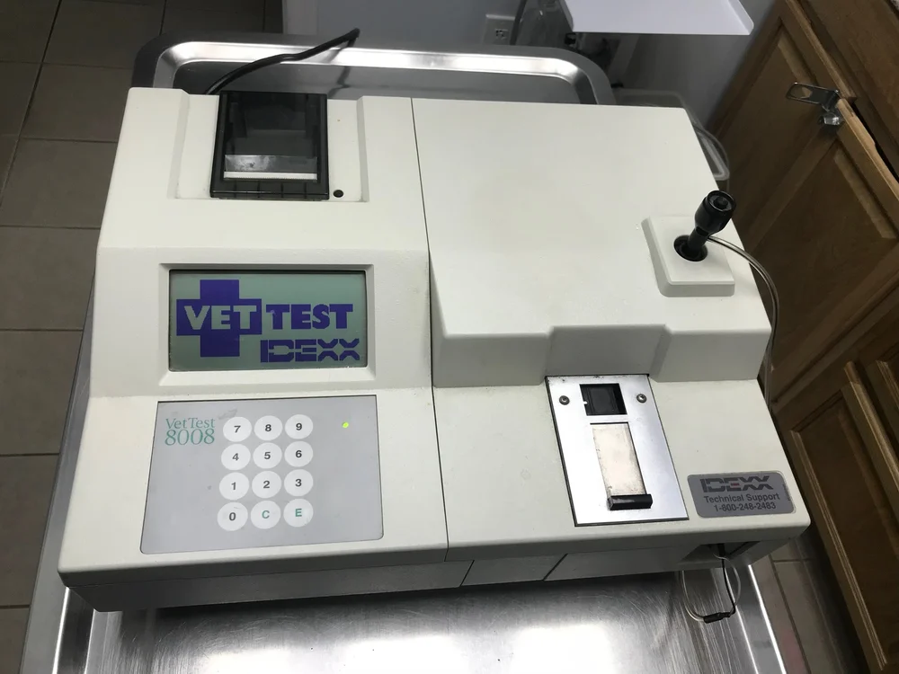 SOLD $250 SOLD IDEXX Vet Test 8008 Analyzer — Used Vet Equipment