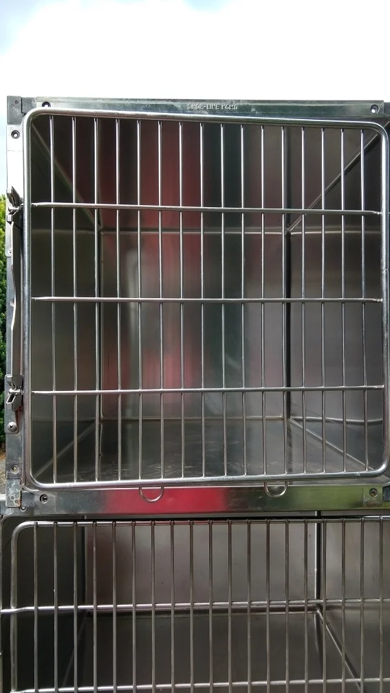 Sold $4500.00 for all - Shoreline Kennels 3 Different Sizes - LOCAL ...