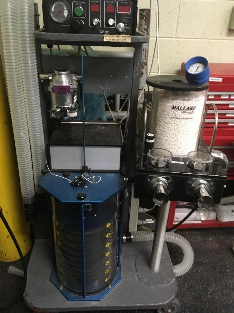 Sold - $3750.00 2005 Equine Anesthesia Machine in VA — Used Vet Equipment