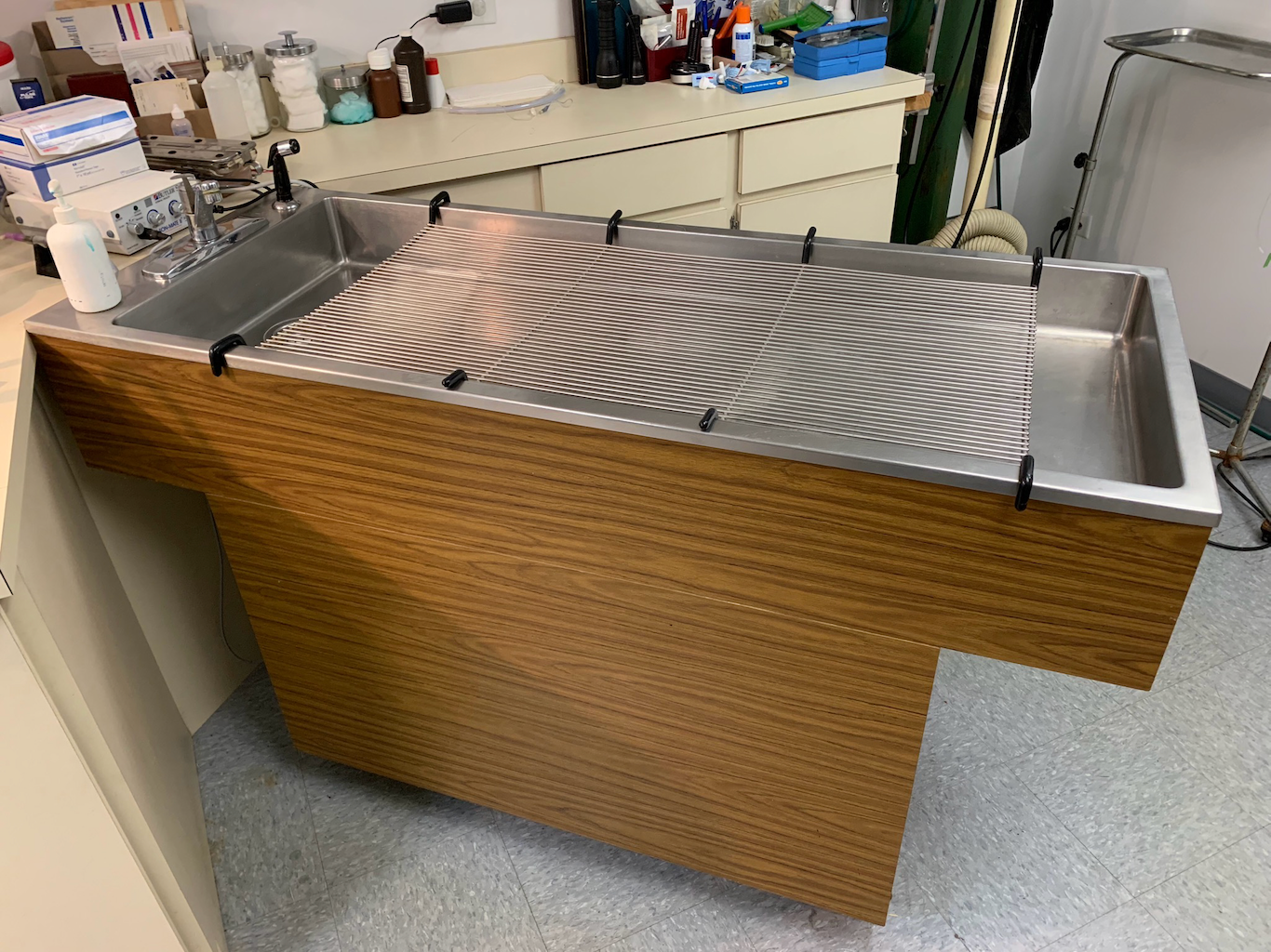 Local Water Table | Decoration Examples