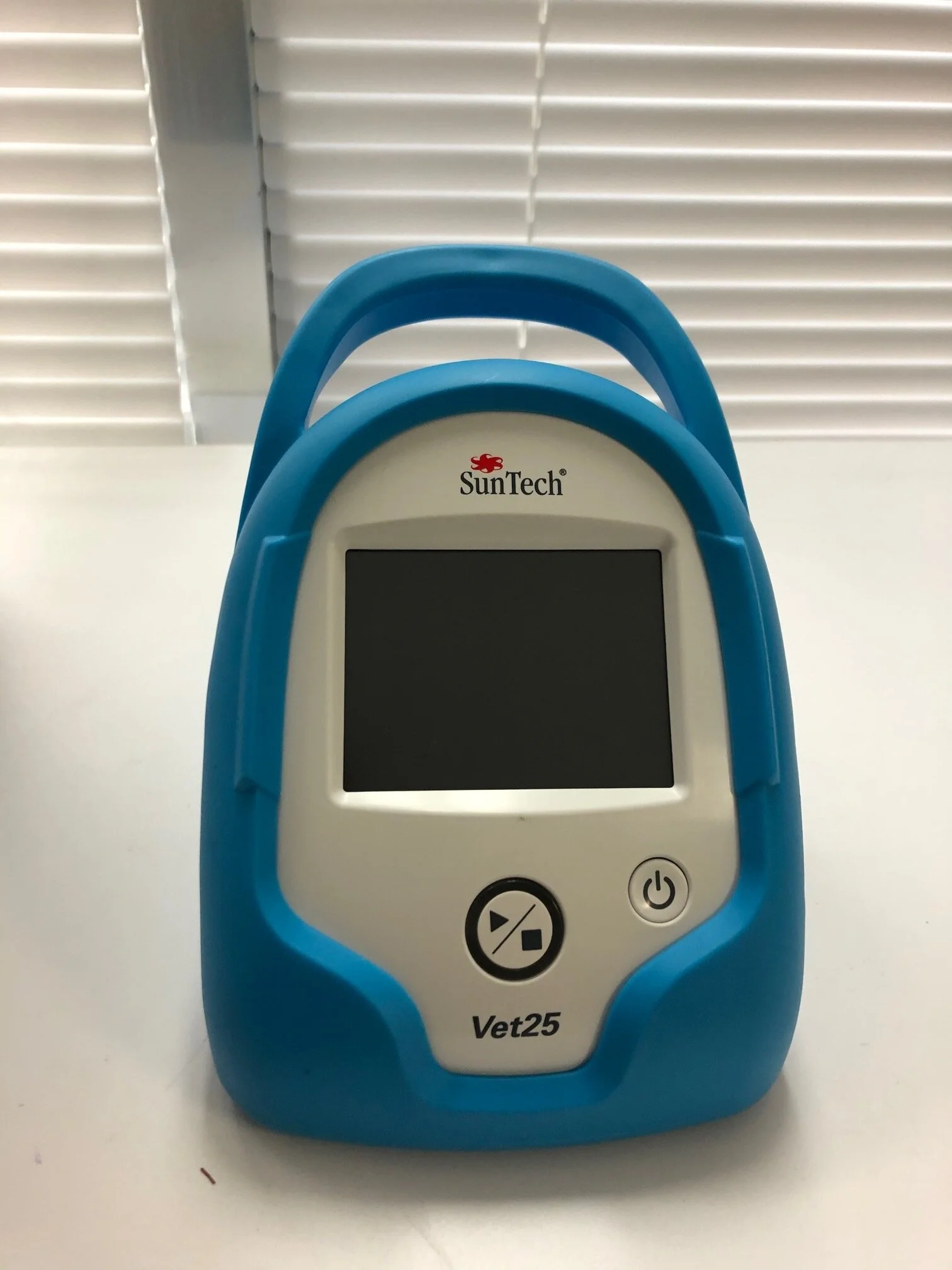 SOLD $825 SOLD 2018 Suntech Vet 25 BP Monitor — Used Vet Equipment
