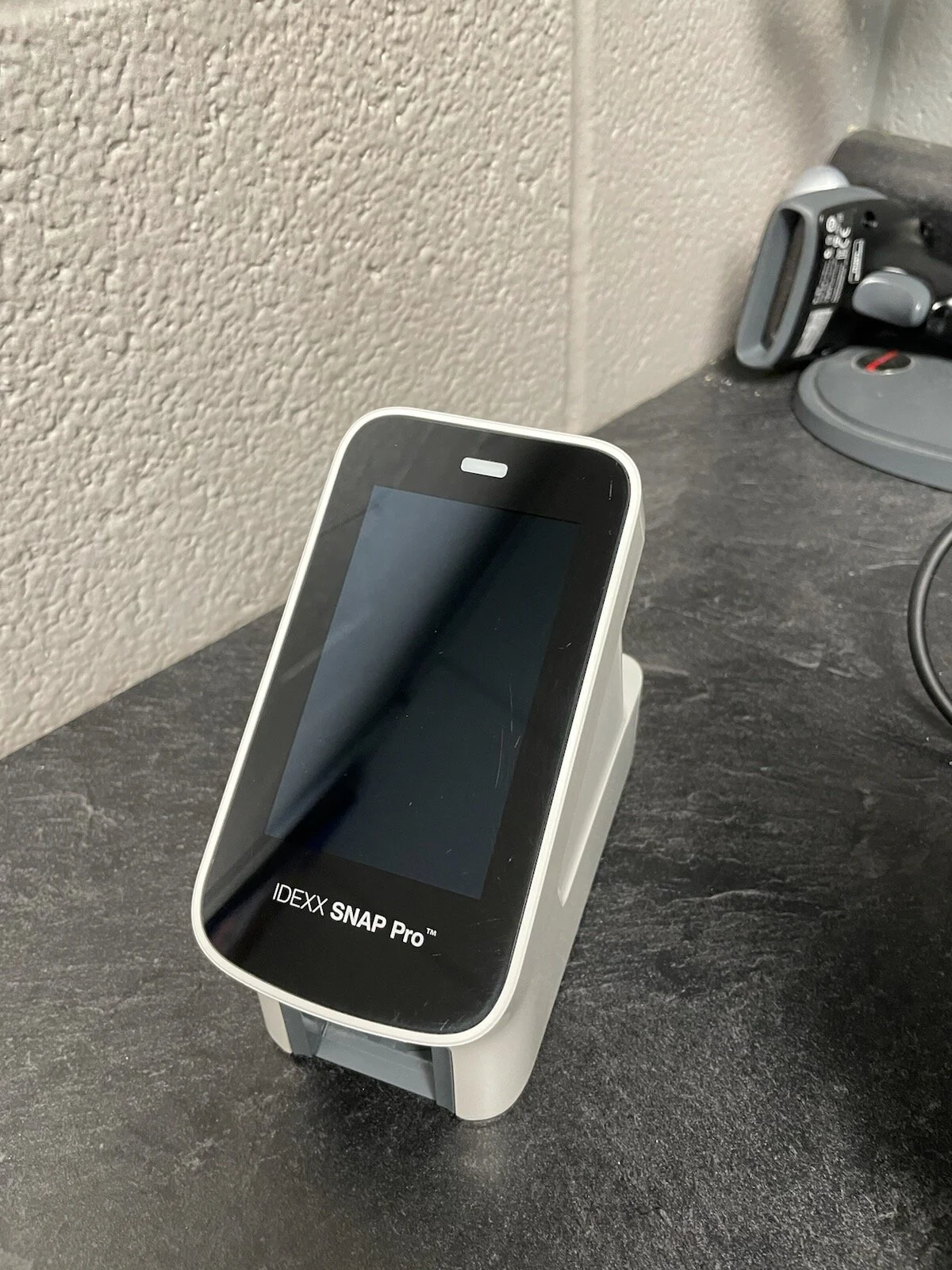 Sold - $300.00 Sold - 2019 IDEXX Snap Pro — Used Vet Equipment