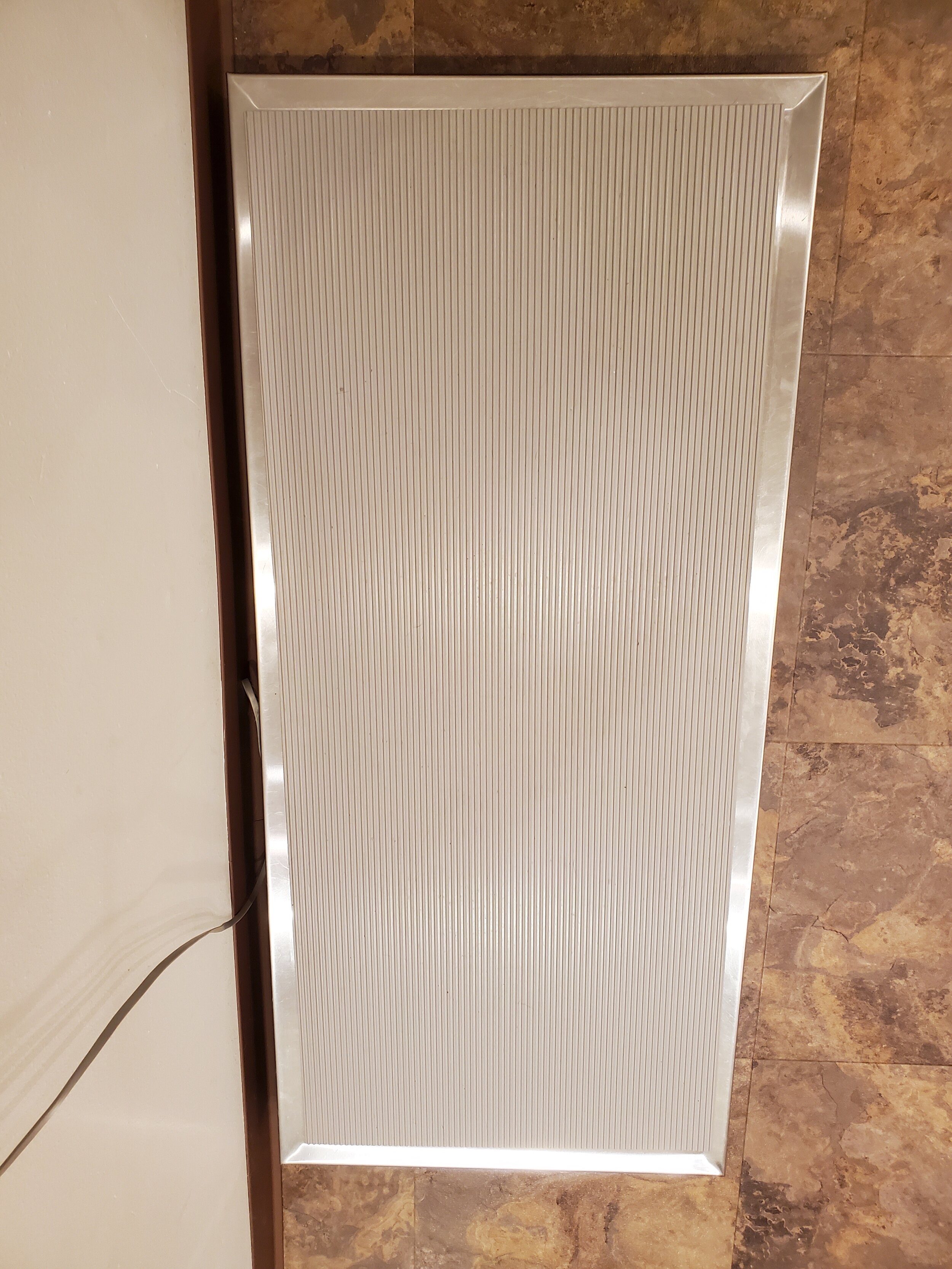 SOLD $100 SOLD Digital walk on scale - PICK UP ONLY in the greater ...