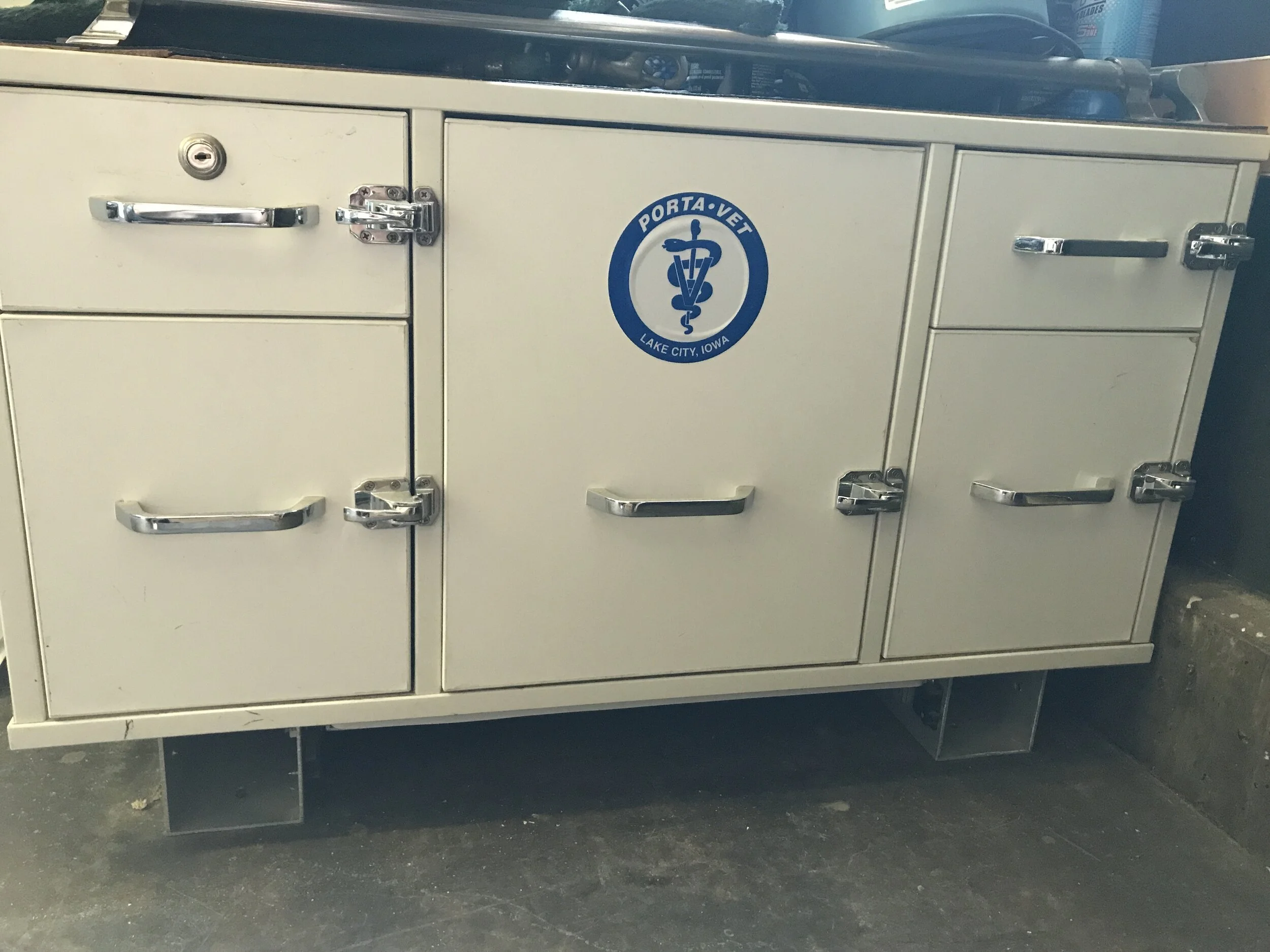 Sold - Vet Boxes — Used Vet Equipment