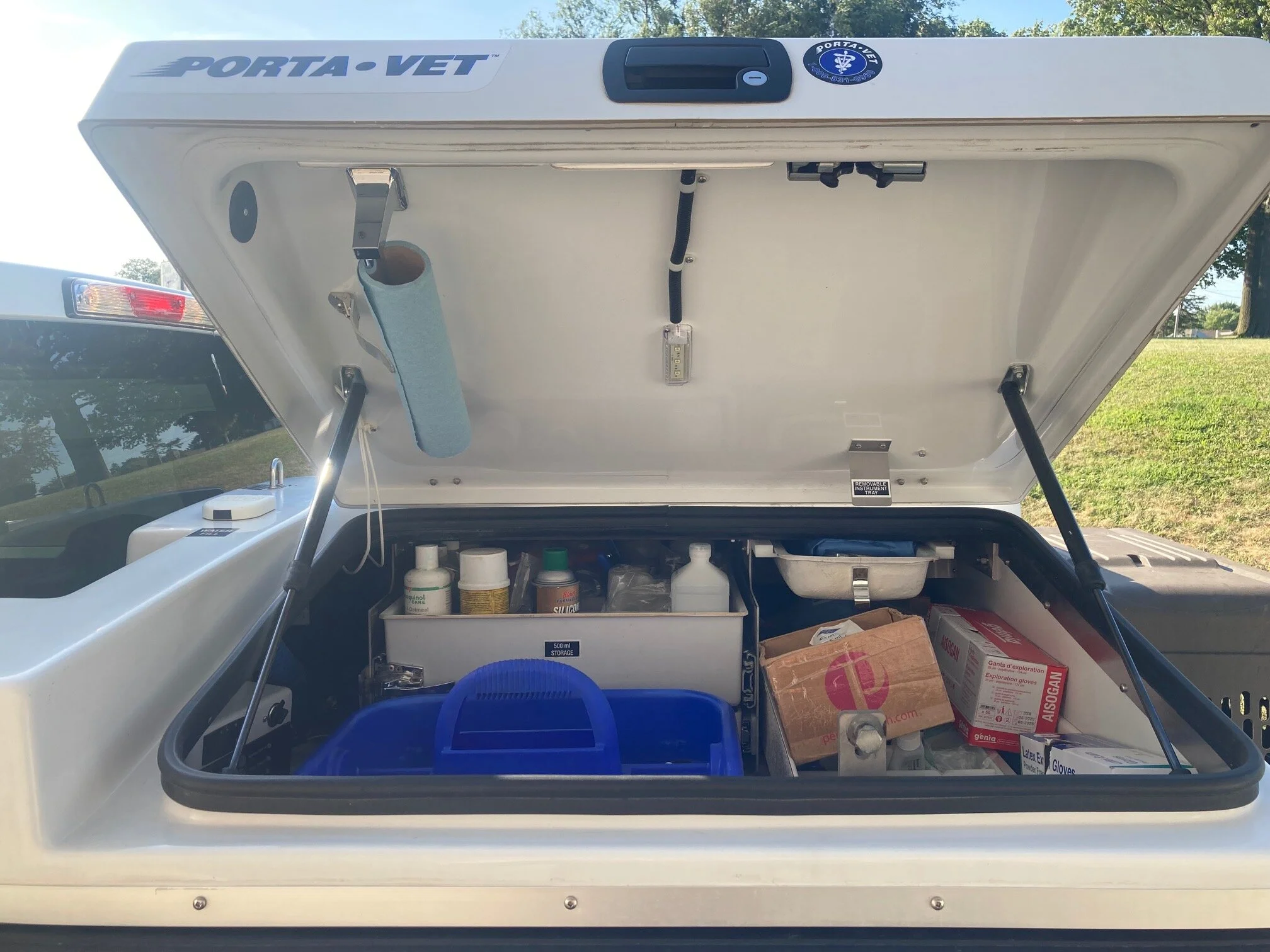 Sold - $4500.00 2016 Porta-Vet 4ft vet box - Local pick up only in the ...