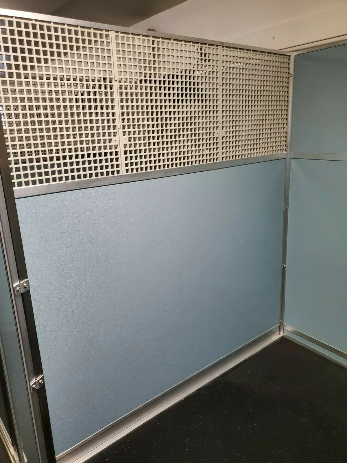 SOLD $8450 SOLD 2020 Mason Glass kennel system 5 complete units in Utah ...