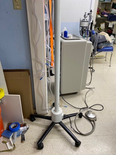 SOLD $400 SOLD Standing Midmark Ritter 355 light on casters - LOCAL ...