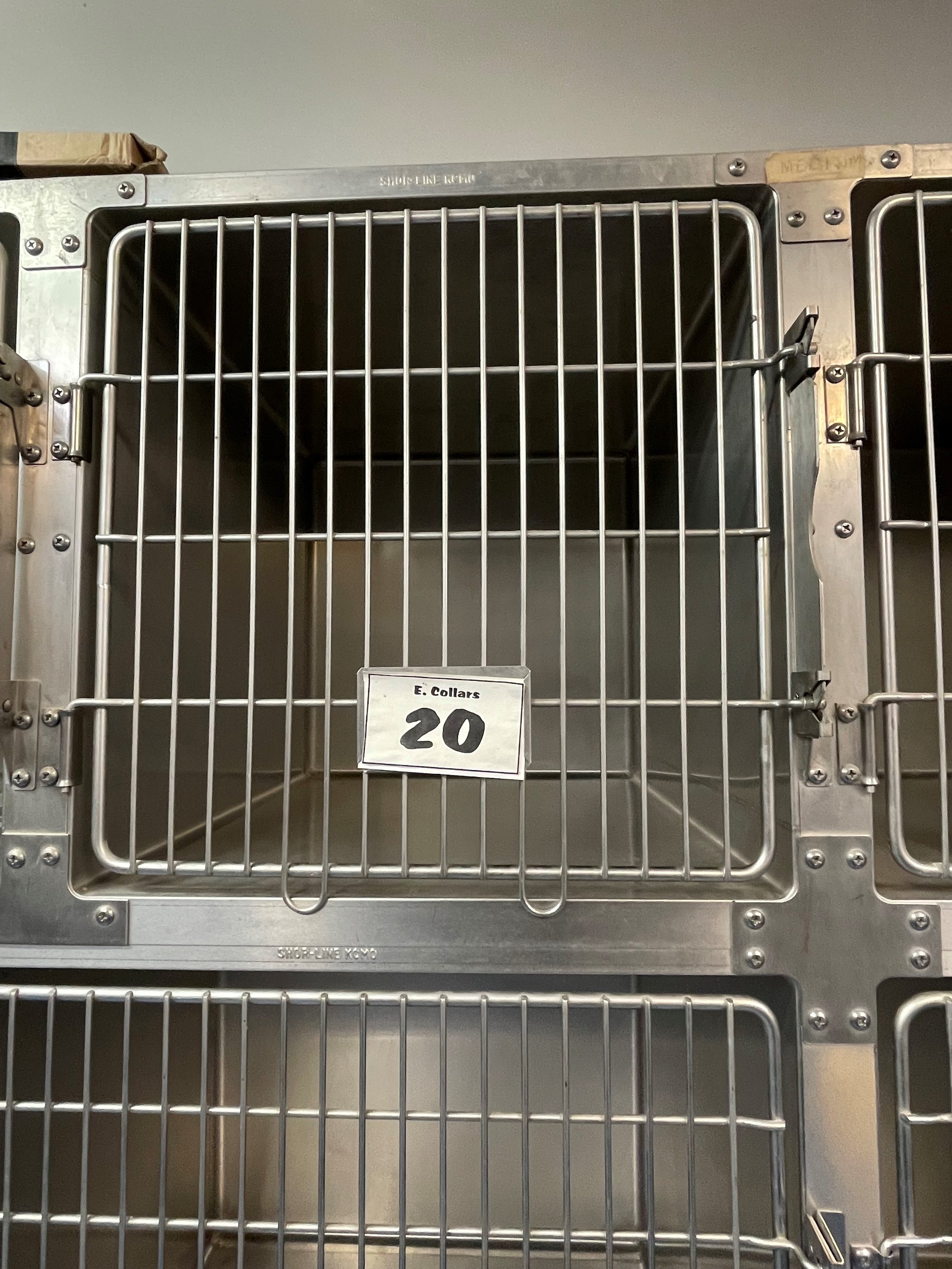 Cages-Kennel equipment — Used Vet Equipment