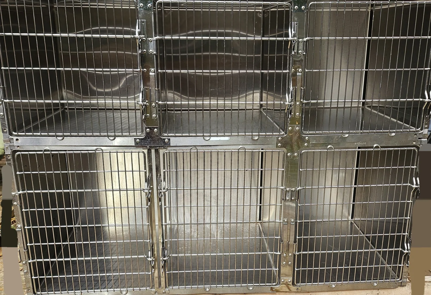 Cages-Kennel equipment — Used Vet Equipment