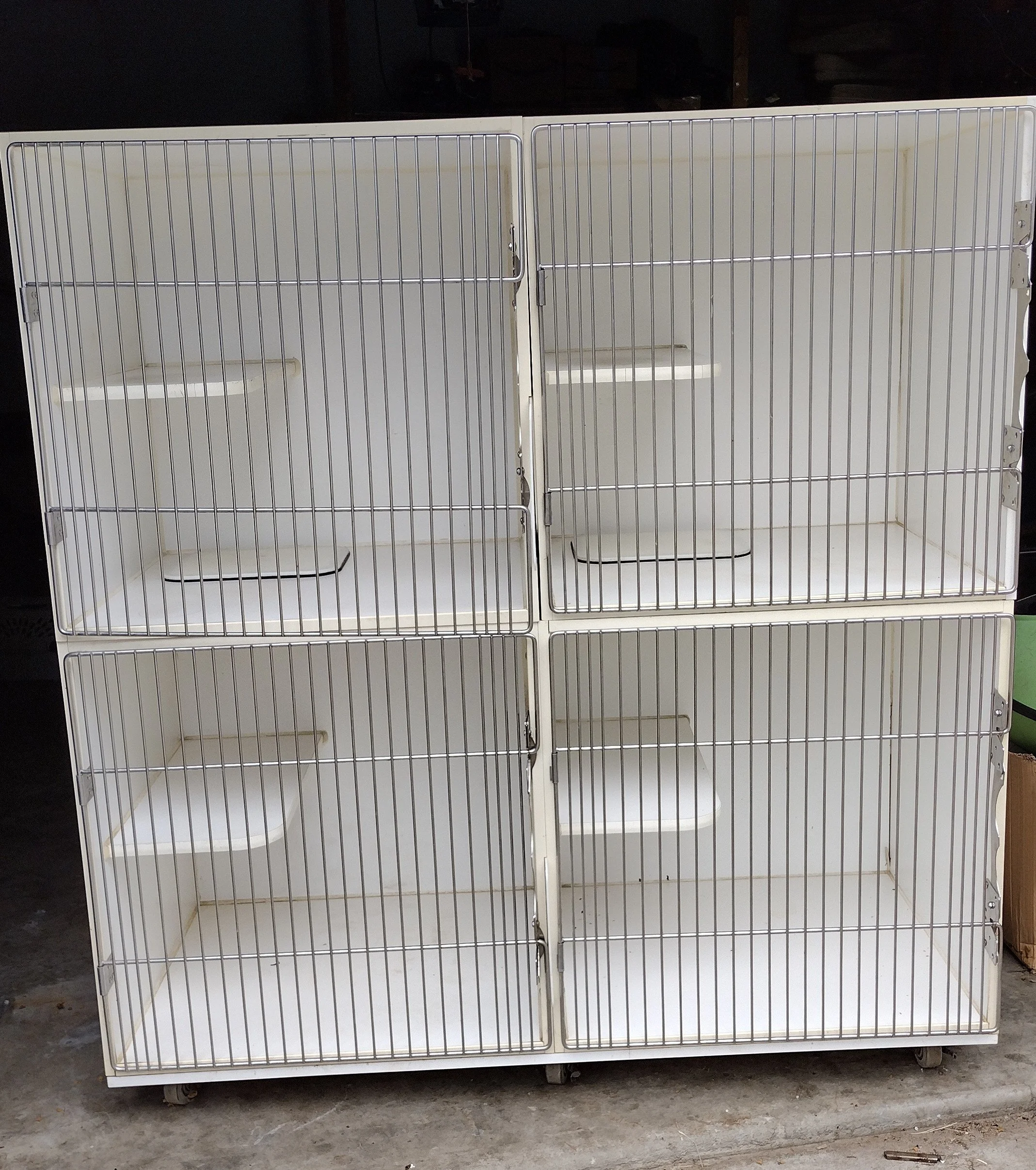 Cages-Kennel equipment — Used Vet Equipment