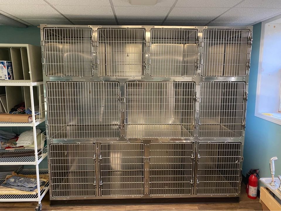Cages-Kennel equipment — Used Vet Equipment
