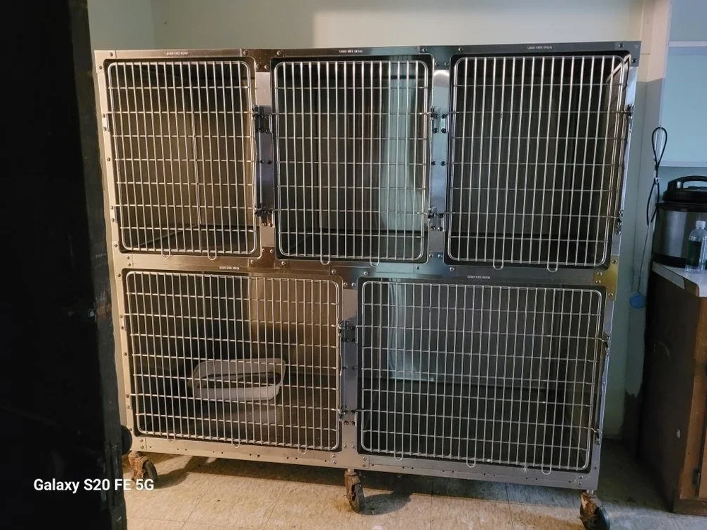 Cages-Kennel equipment — Used Vet Equipment