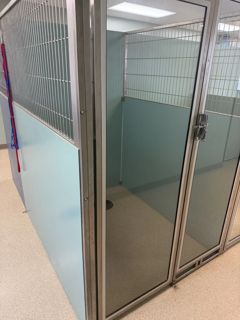 Cages-Kennel equipment — Used Vet Equipment
