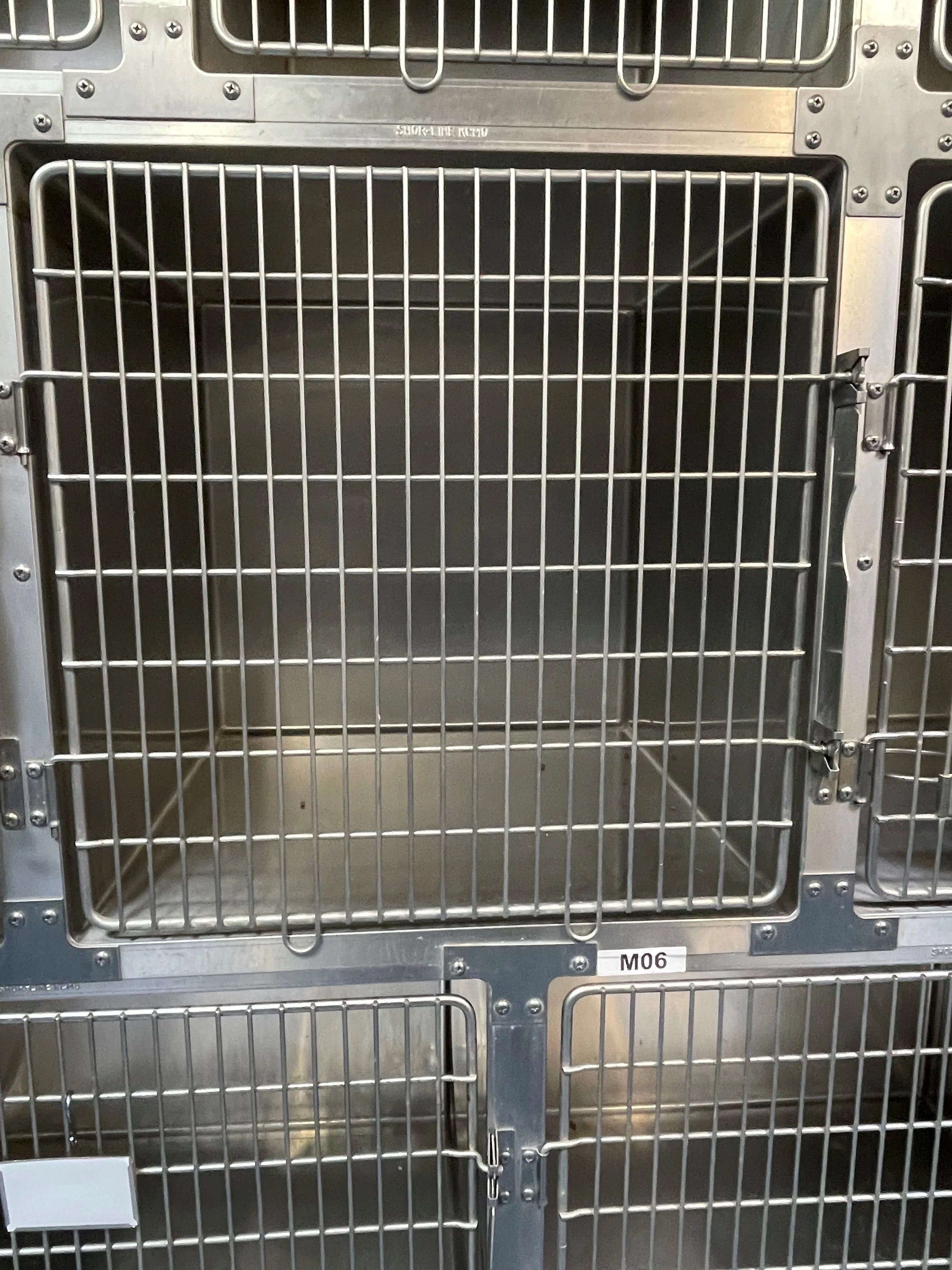 Cages-Kennel equipment — Used Vet Equipment