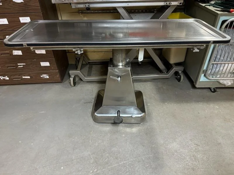 Tables / Sinks / Scales Tubs — Used Vet Equipment