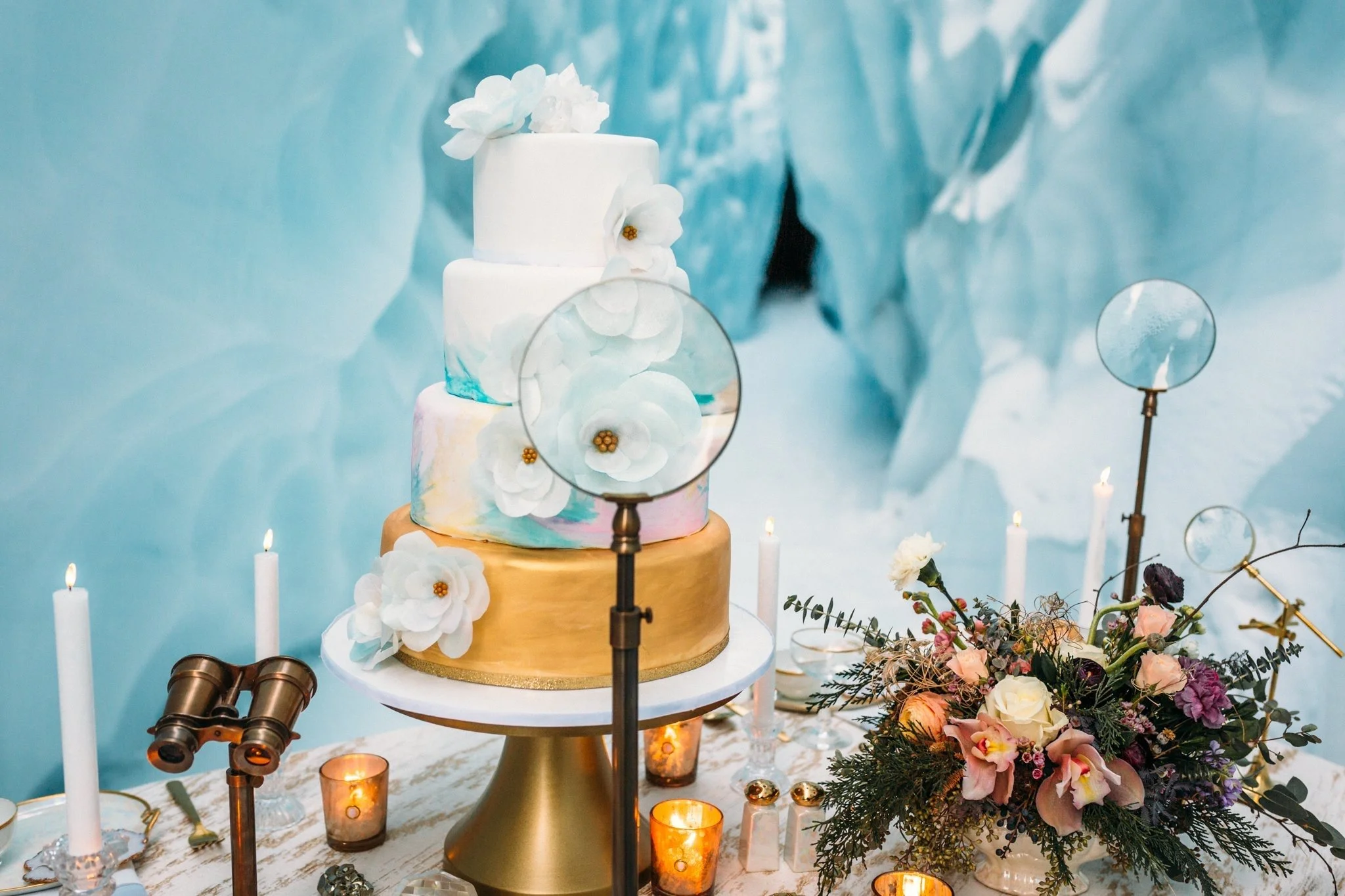 Midnight Sun Cakery/ Wedding Cakes