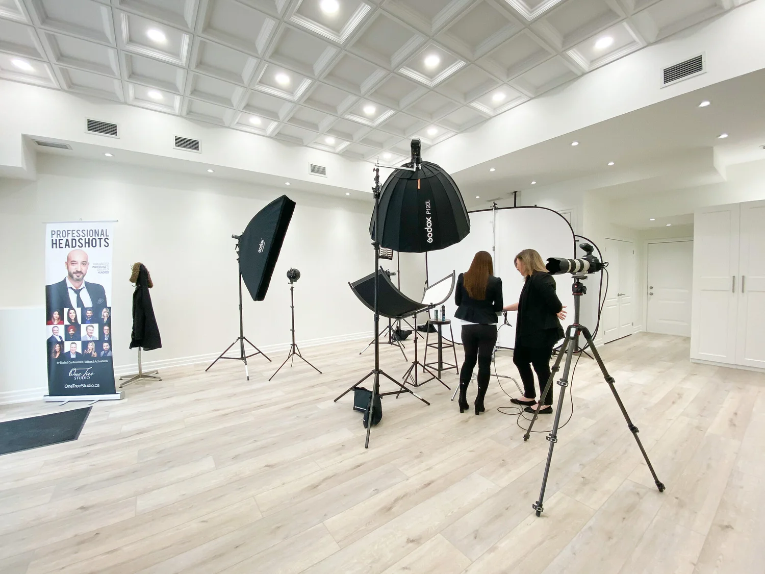 Markham Headshot Photographer | In-Studio Headshots — One Tree Studio