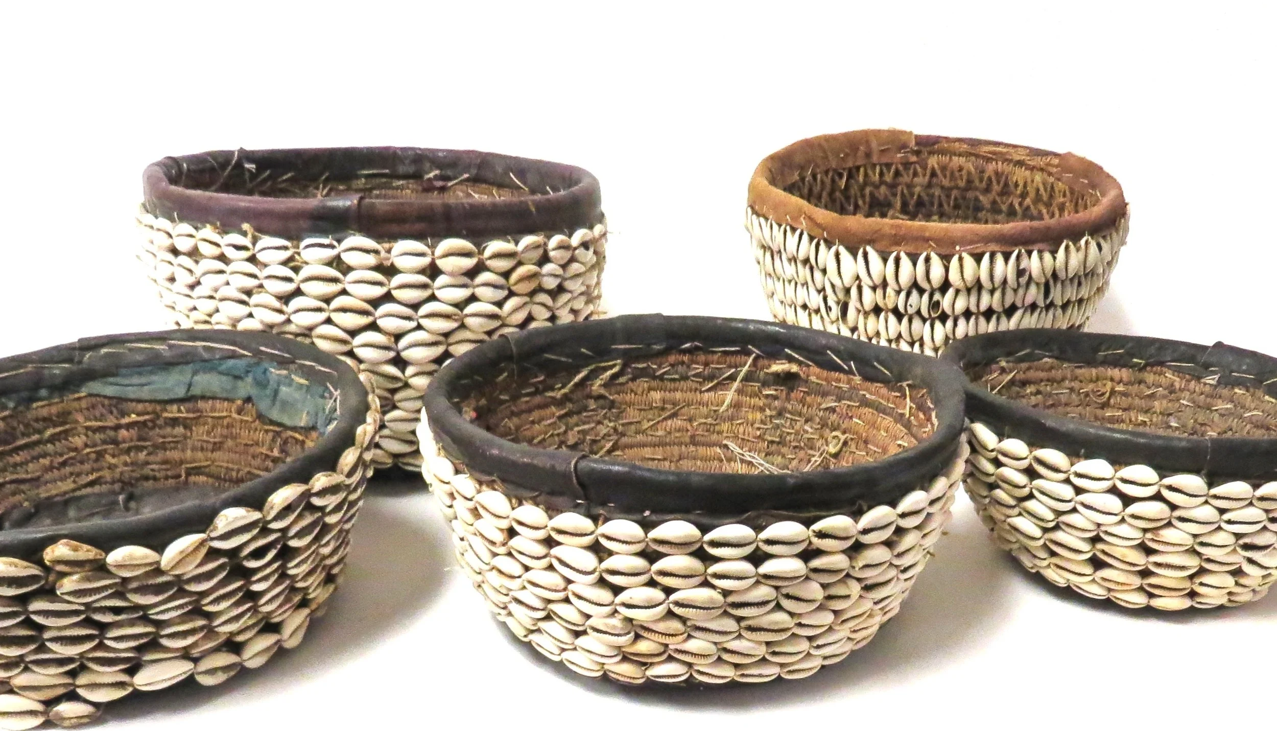 AFRICAN — Accessory Preview Inc.