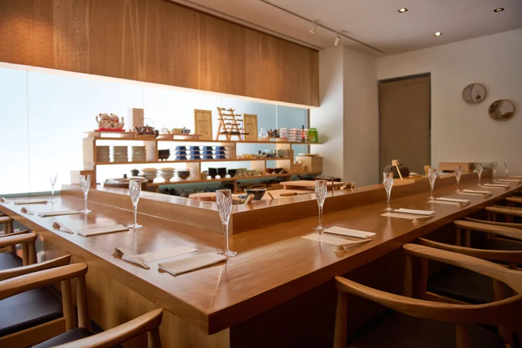 Private Sushi Dining in Singapore – Exclusive Omakase Room at Standing ...