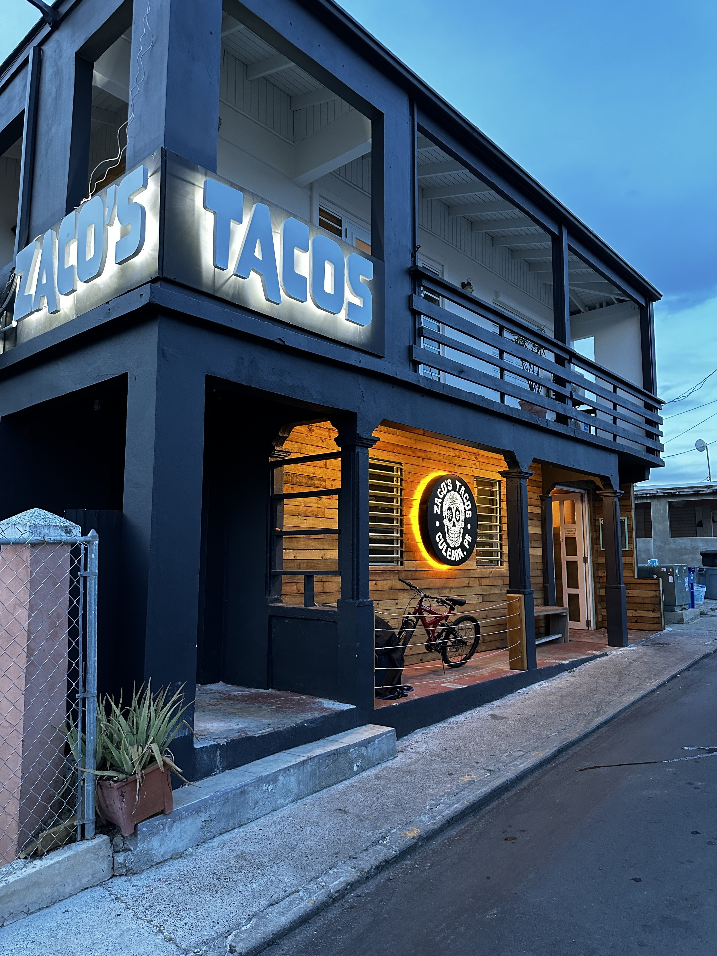 Zacos's Tacos Restaurant