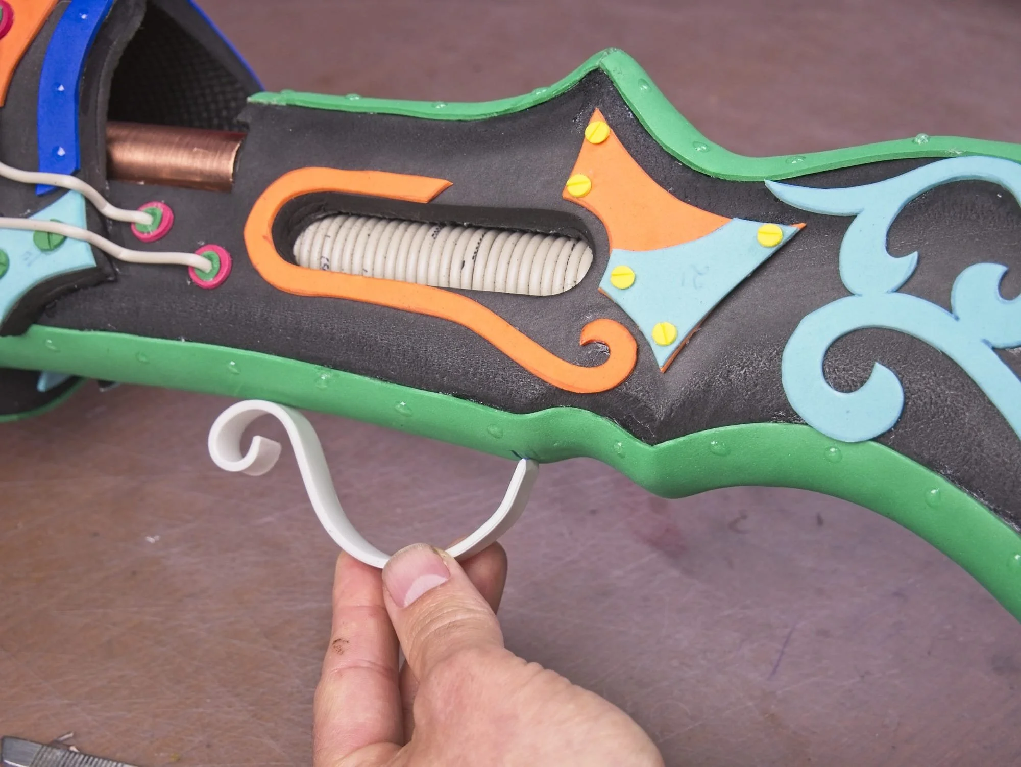 DIY Steampunk Gun. Make your own cosplay rifle from foam! — Lost Wax
