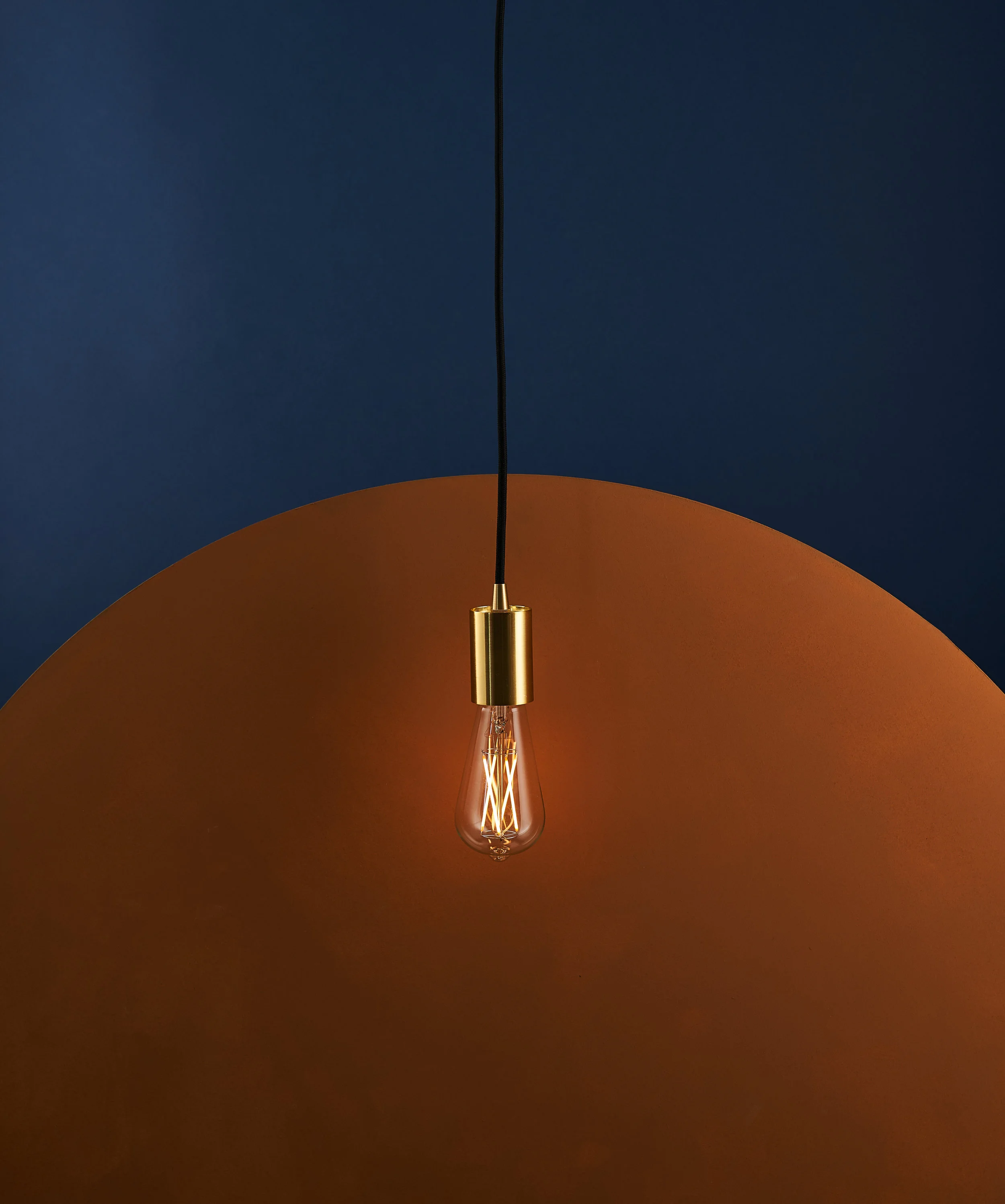 In the studio with Well Lit — Yeshen Venema