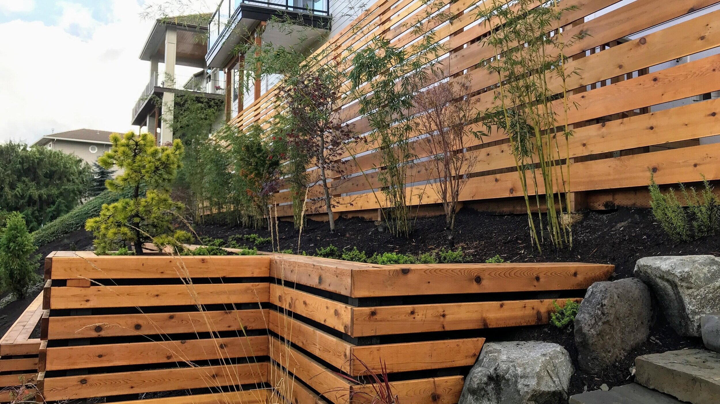 Portland's Horizontal Fence & Screen Experts