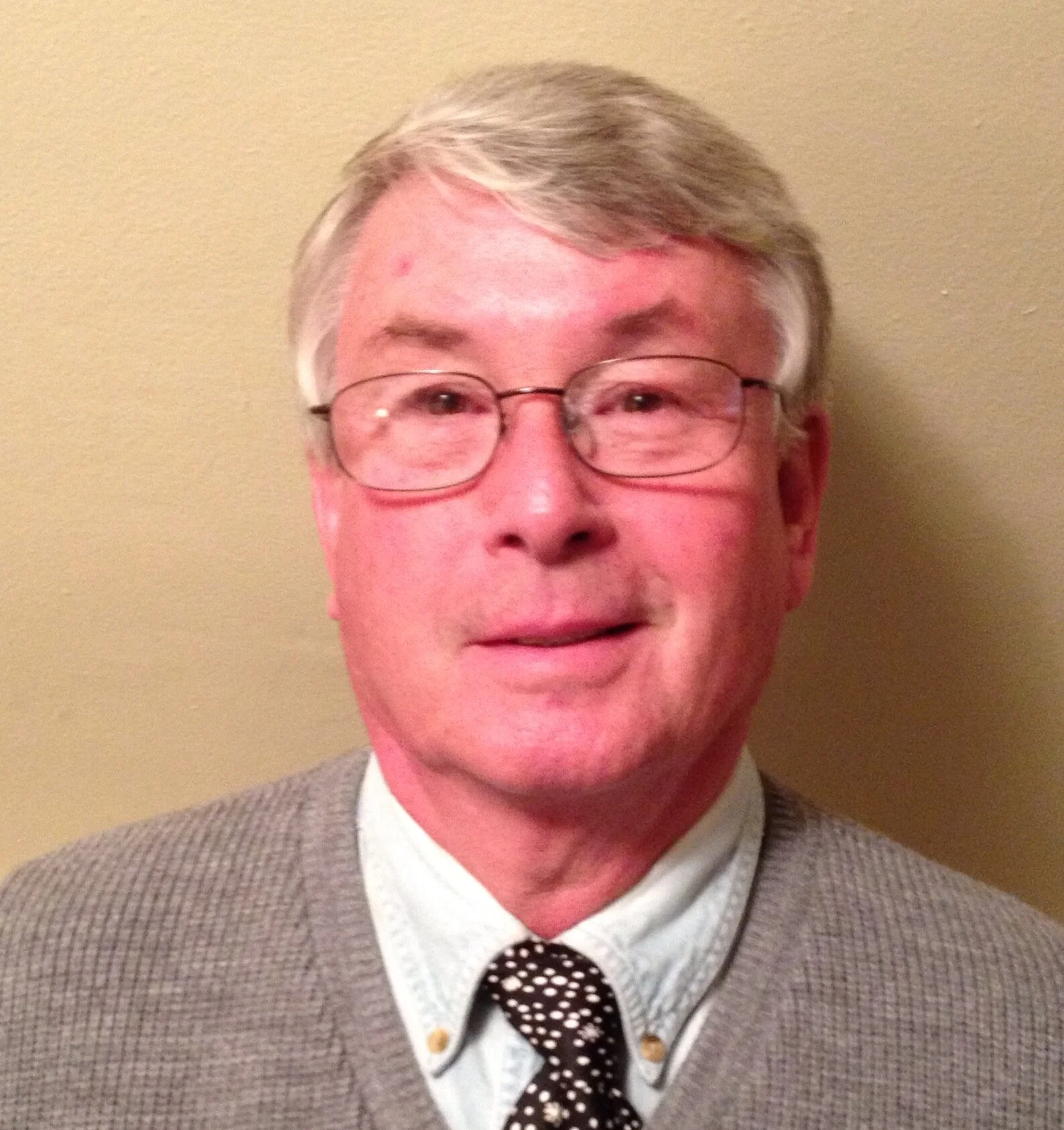 Our Staff — Loose Center