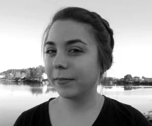 Anna Valdez — DIALOGIST
