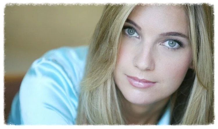 Sarah Viola — Sarah Viola