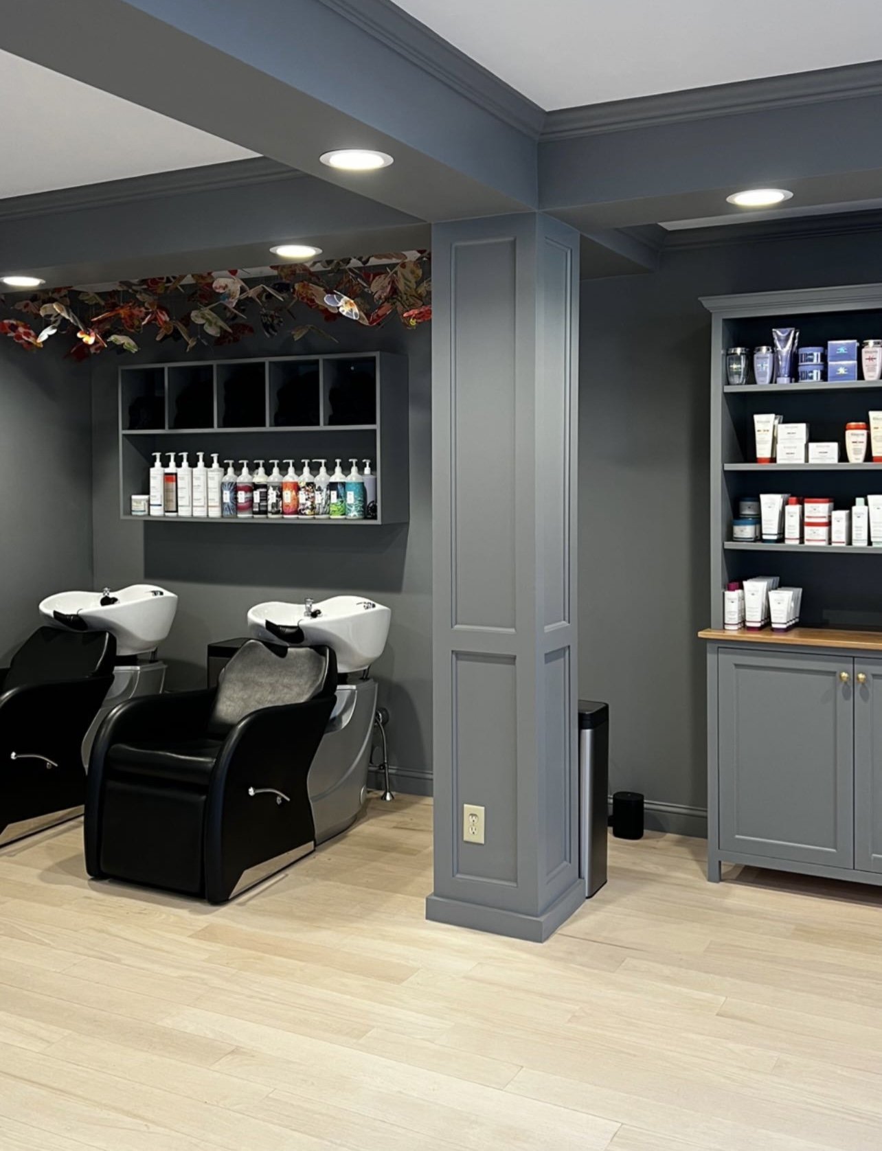 Jeffrey Lyle Salon