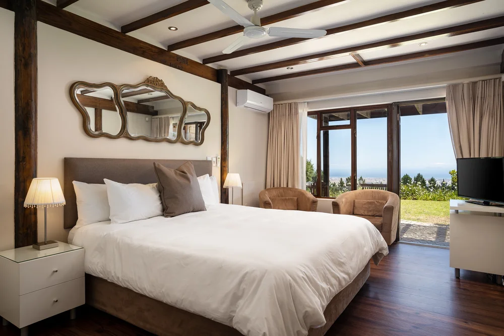 Luxury B&B Accommodation — Lalapanzi Lodge