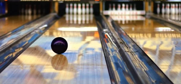 Hours & Pricing — St. Charles Bowl