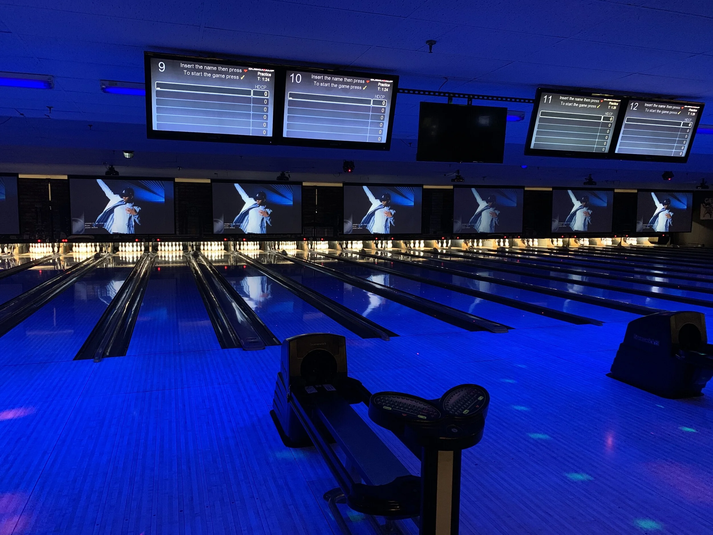 Photo Gallery — St. Charles Bowl