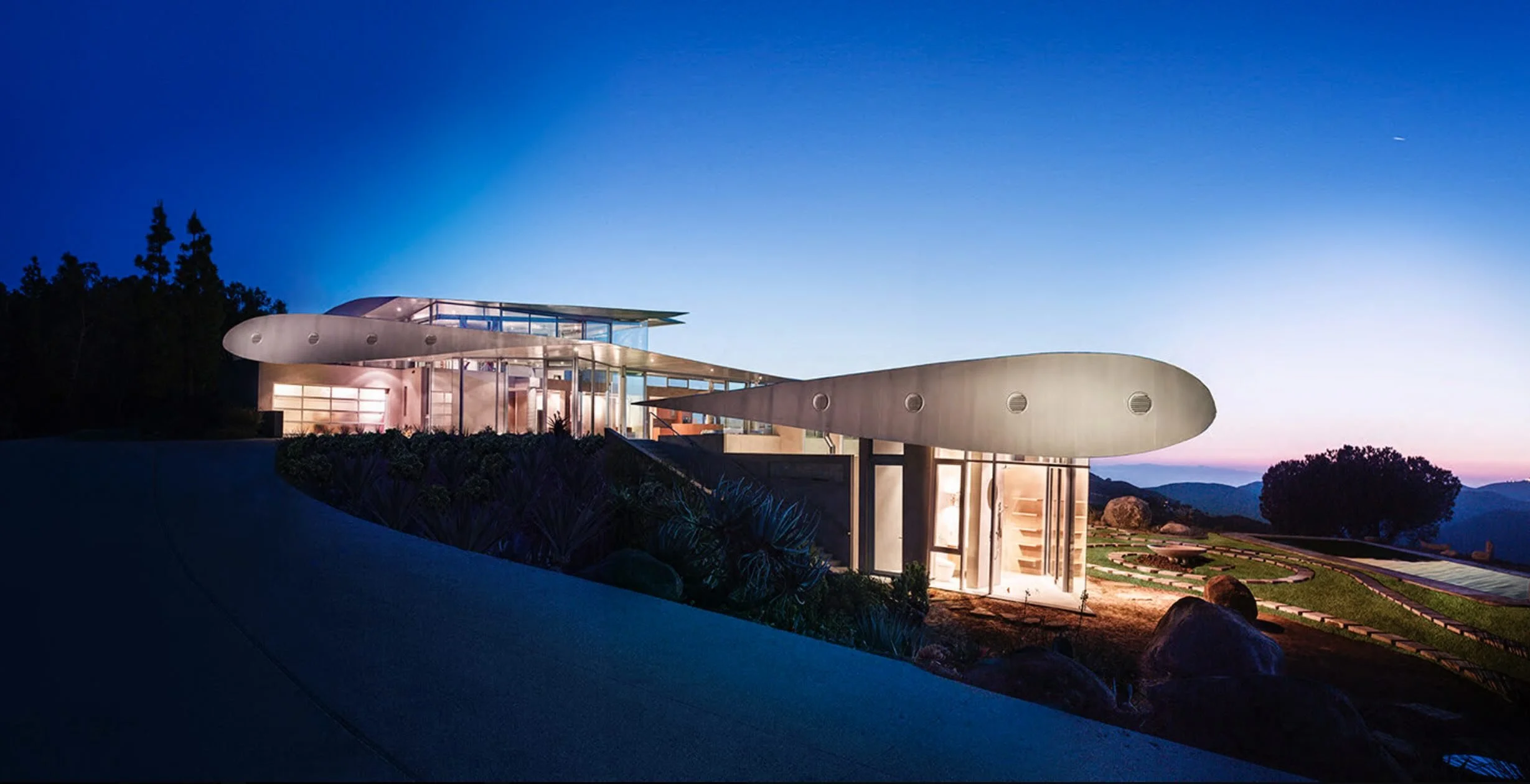 747 Wing House — David Hertz Architects & Studio of Environmental ...