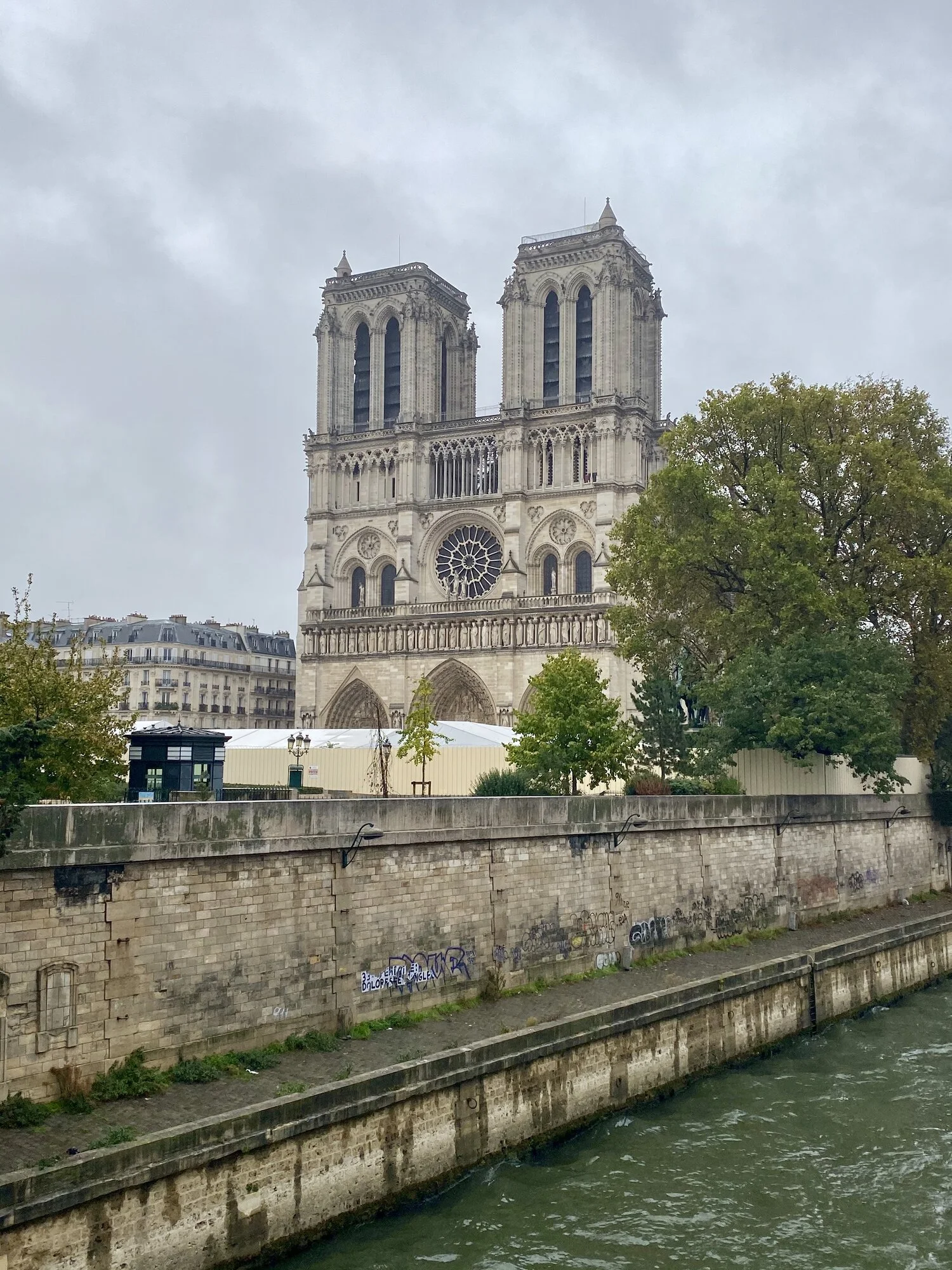 Travel Guide to Paris, France — My Golden Beauty