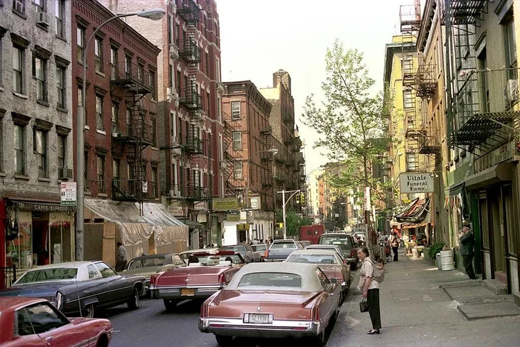 19 AMAZING STREET PHOTOS OF NEW YORK CITY IN THE 70S — Trey Speegle