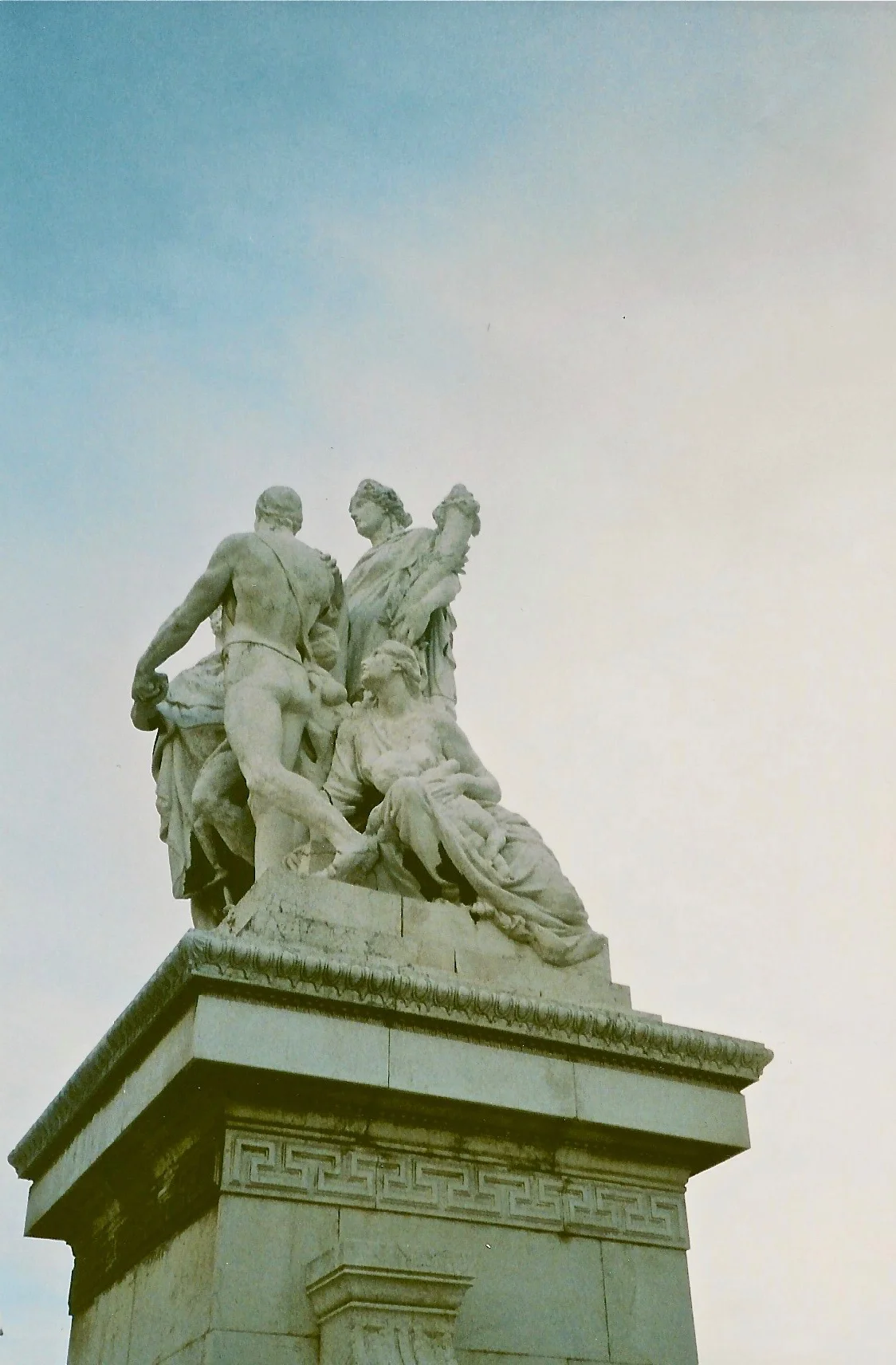 Art or Eyesore? The Victor Emmanuel II Monument AKA "The Wedding Cake ...