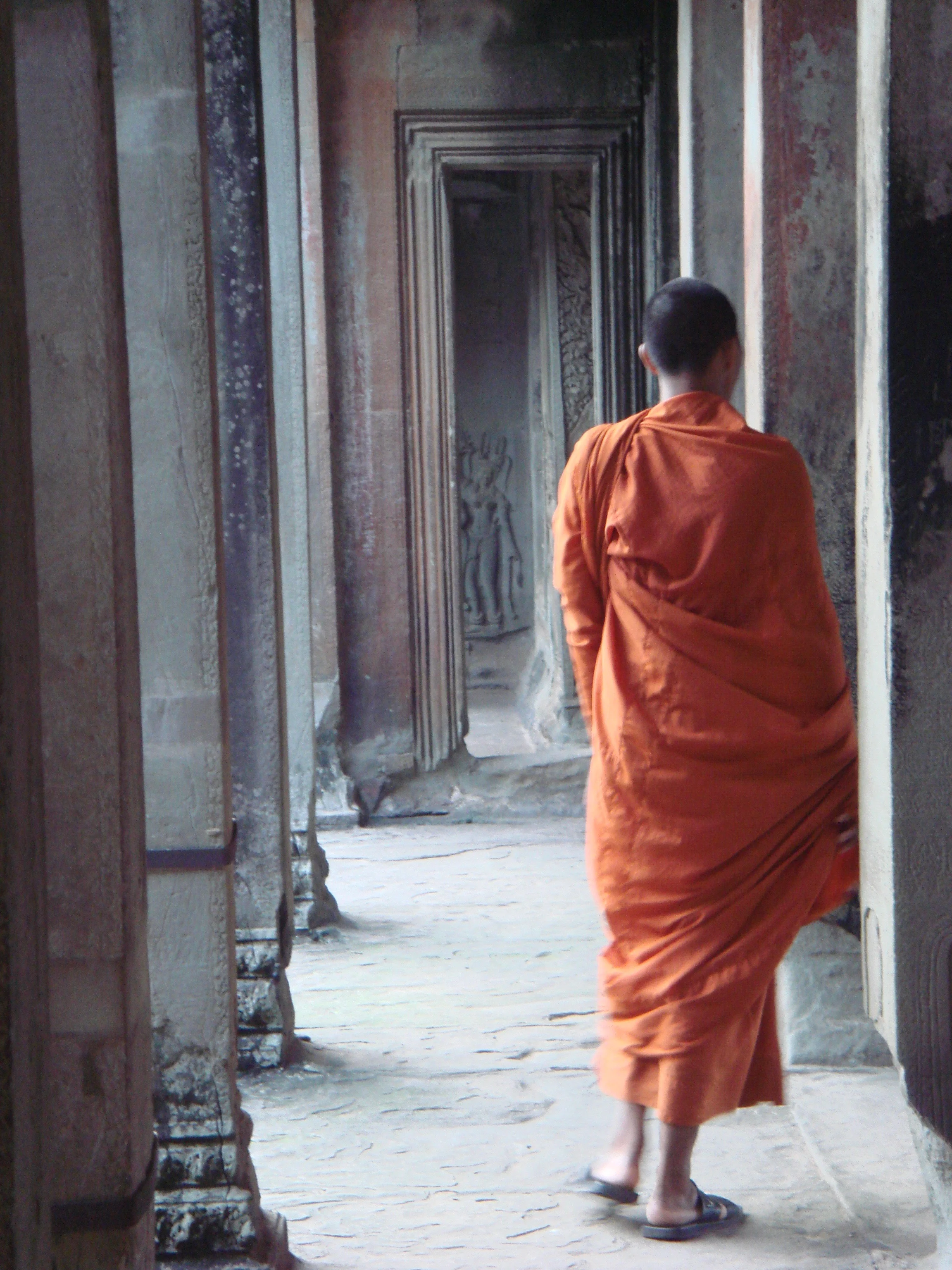 Don't Touch The Monks in Southeast Asia! — The Anthrotorian
