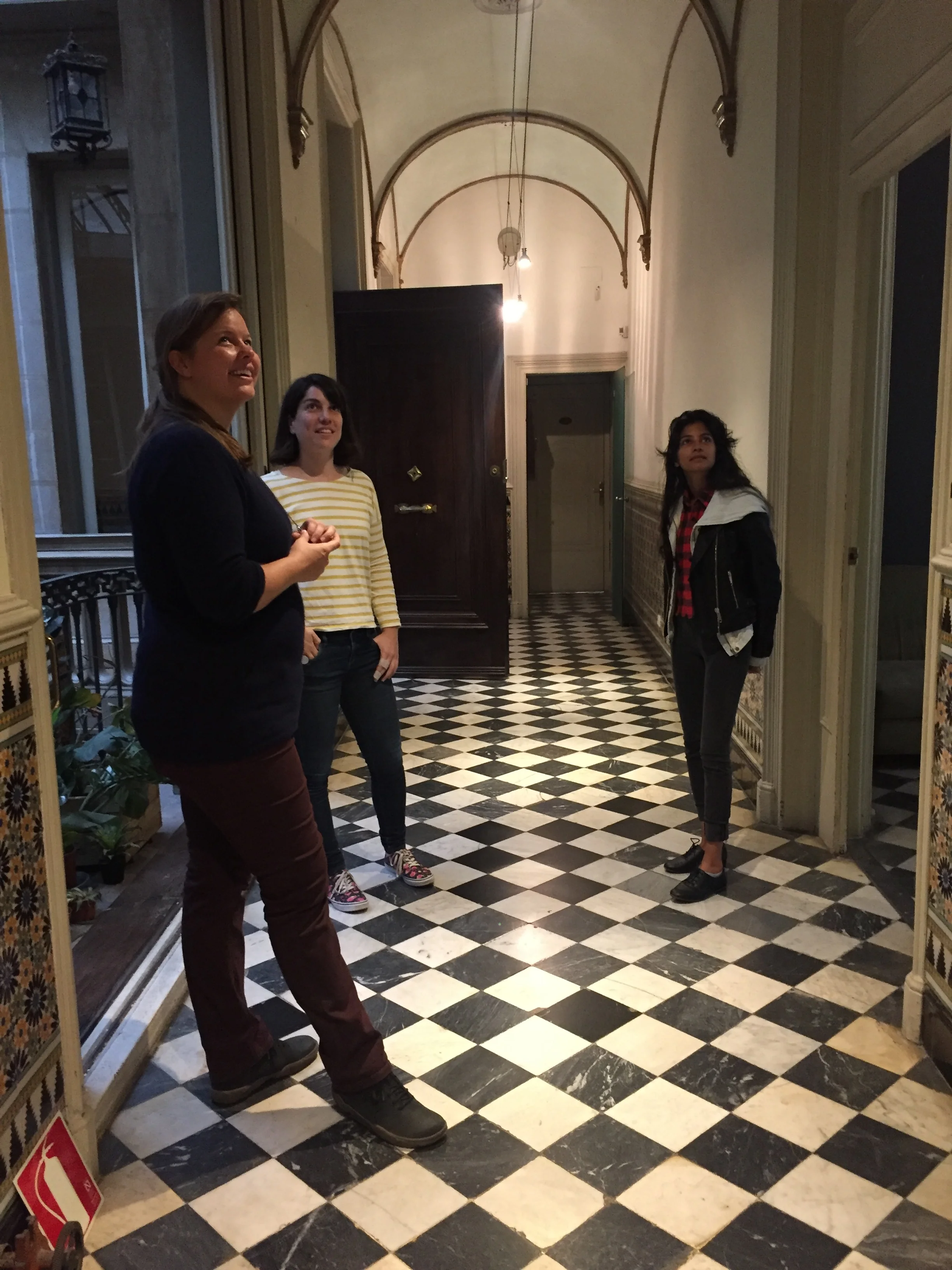 Narrative Illustration Workshop At La Galeria Roja — Rebecca Green Illustration